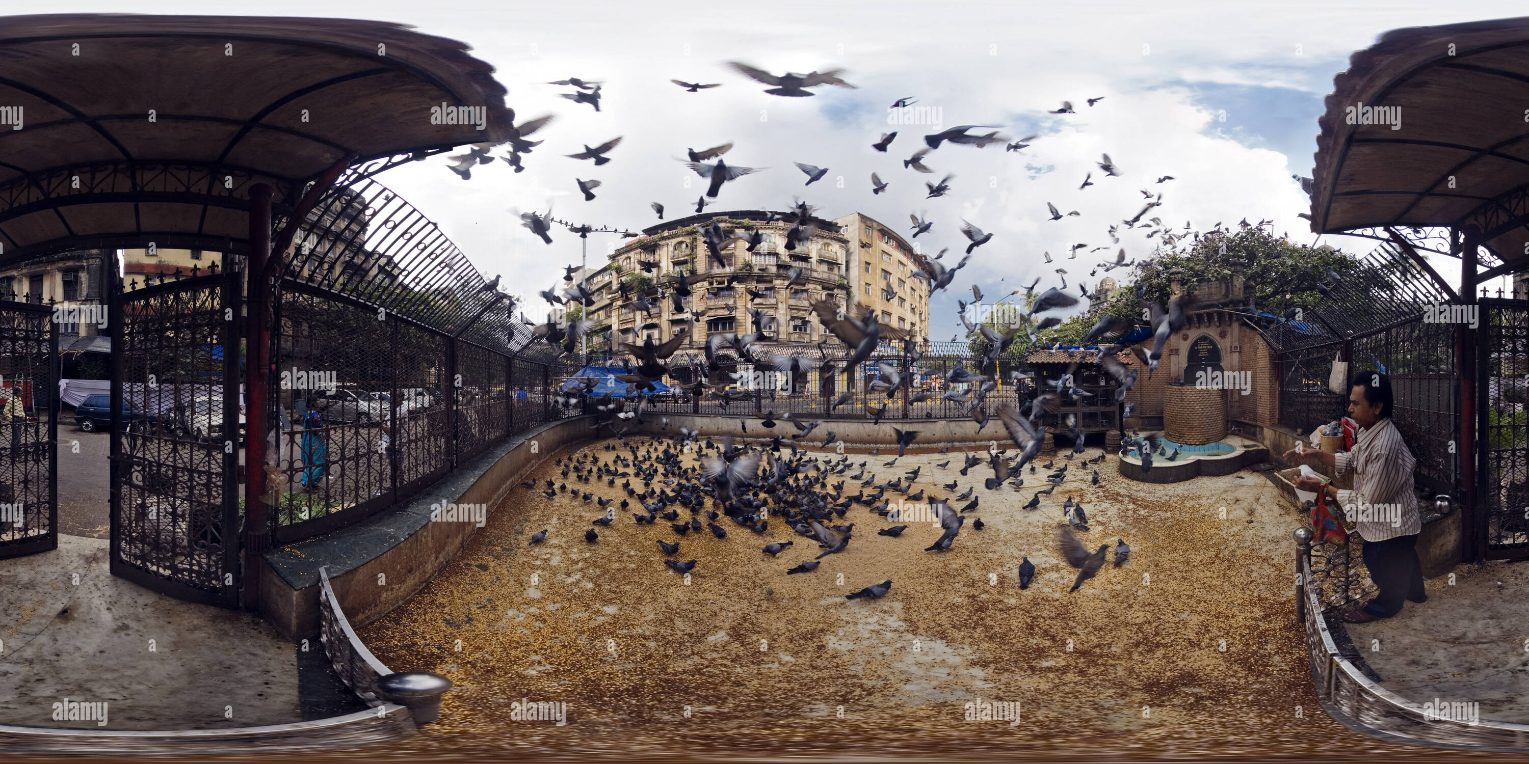 360° view of Aviary near GPO Mumbai - Alamy