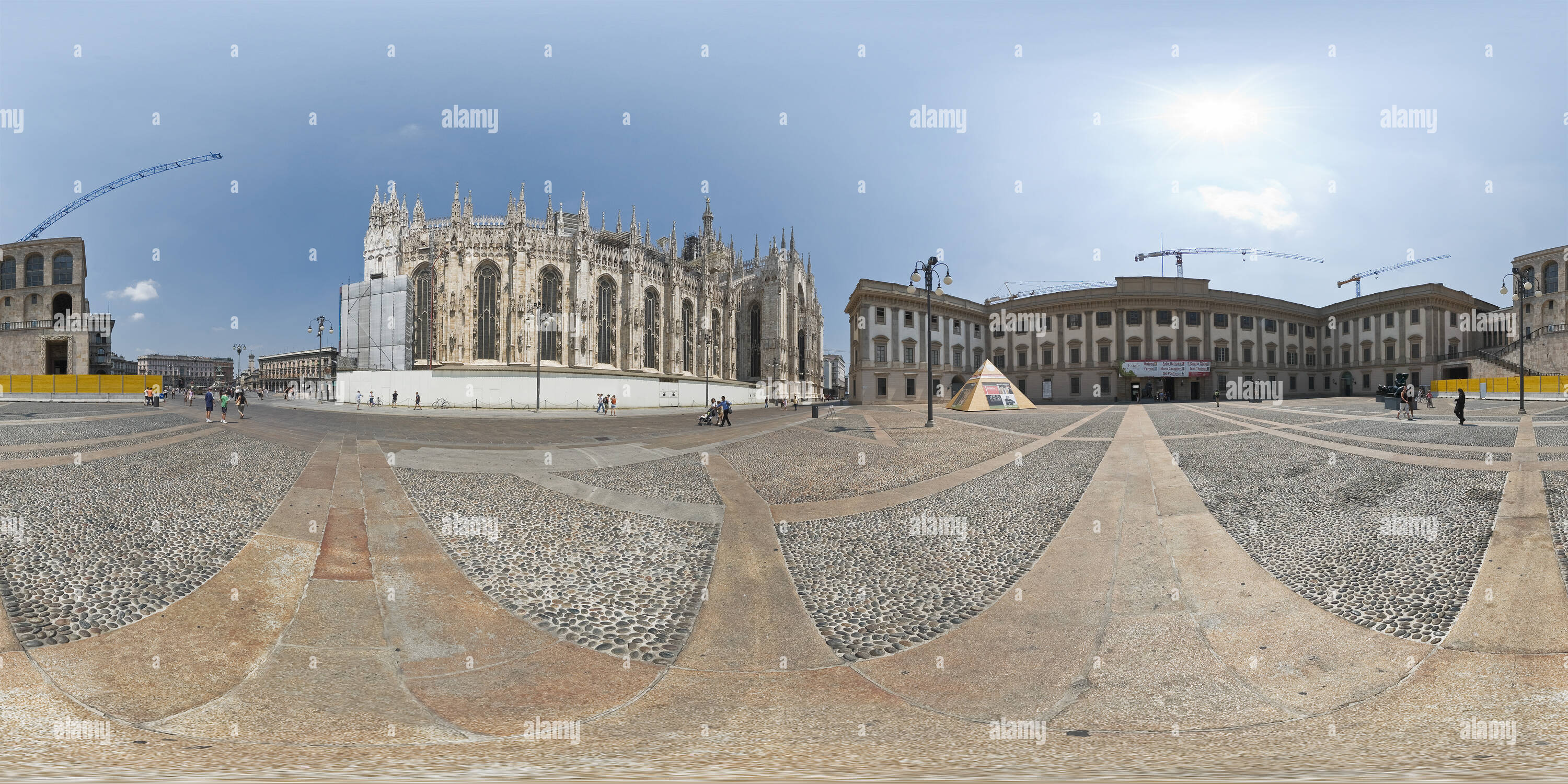 360° view of Piazza Duomo in front of Palazzo Reale and Arengario - Alamy