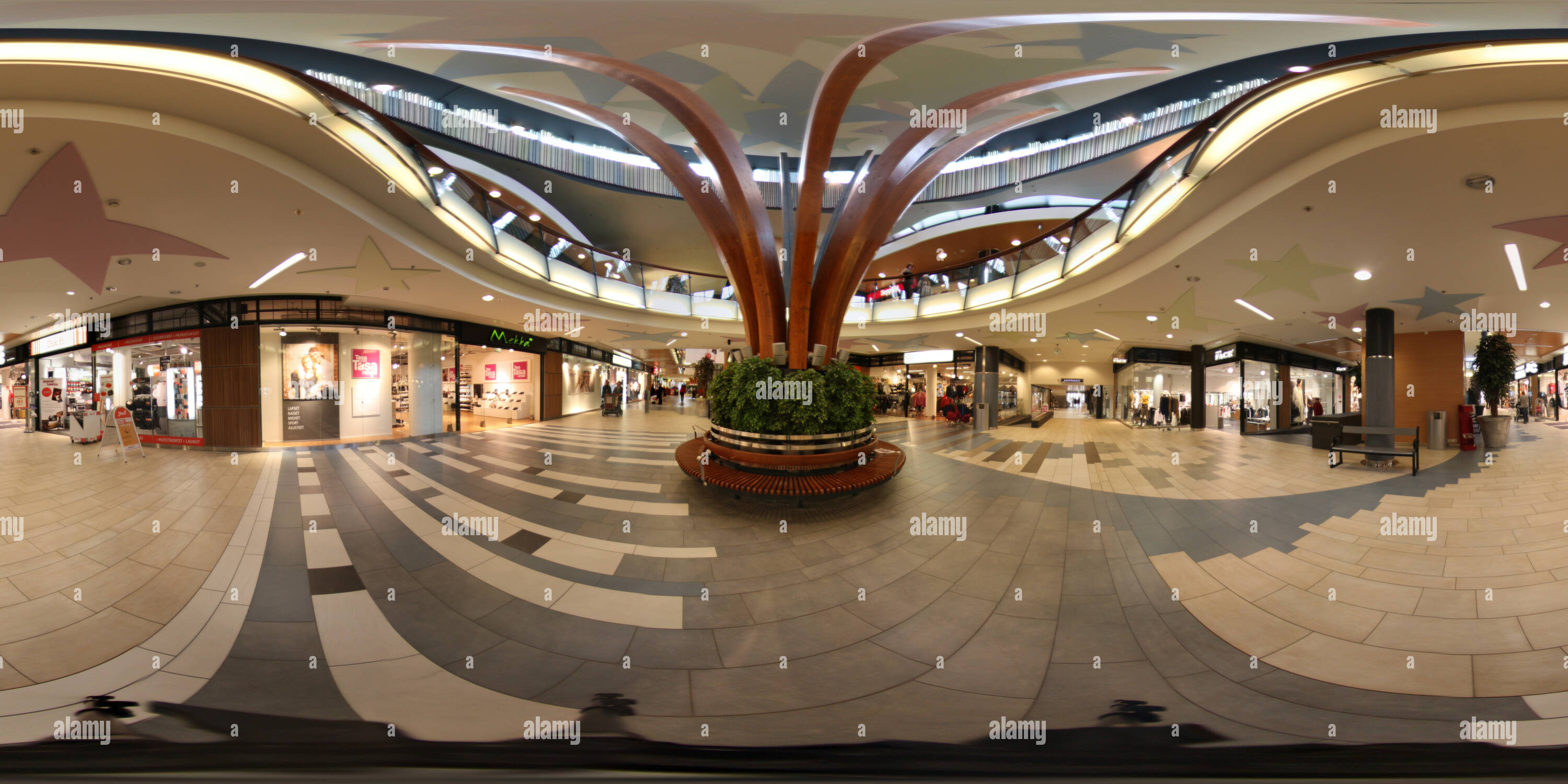 Kauppakeskus hi-res stock photography and images - Alamy