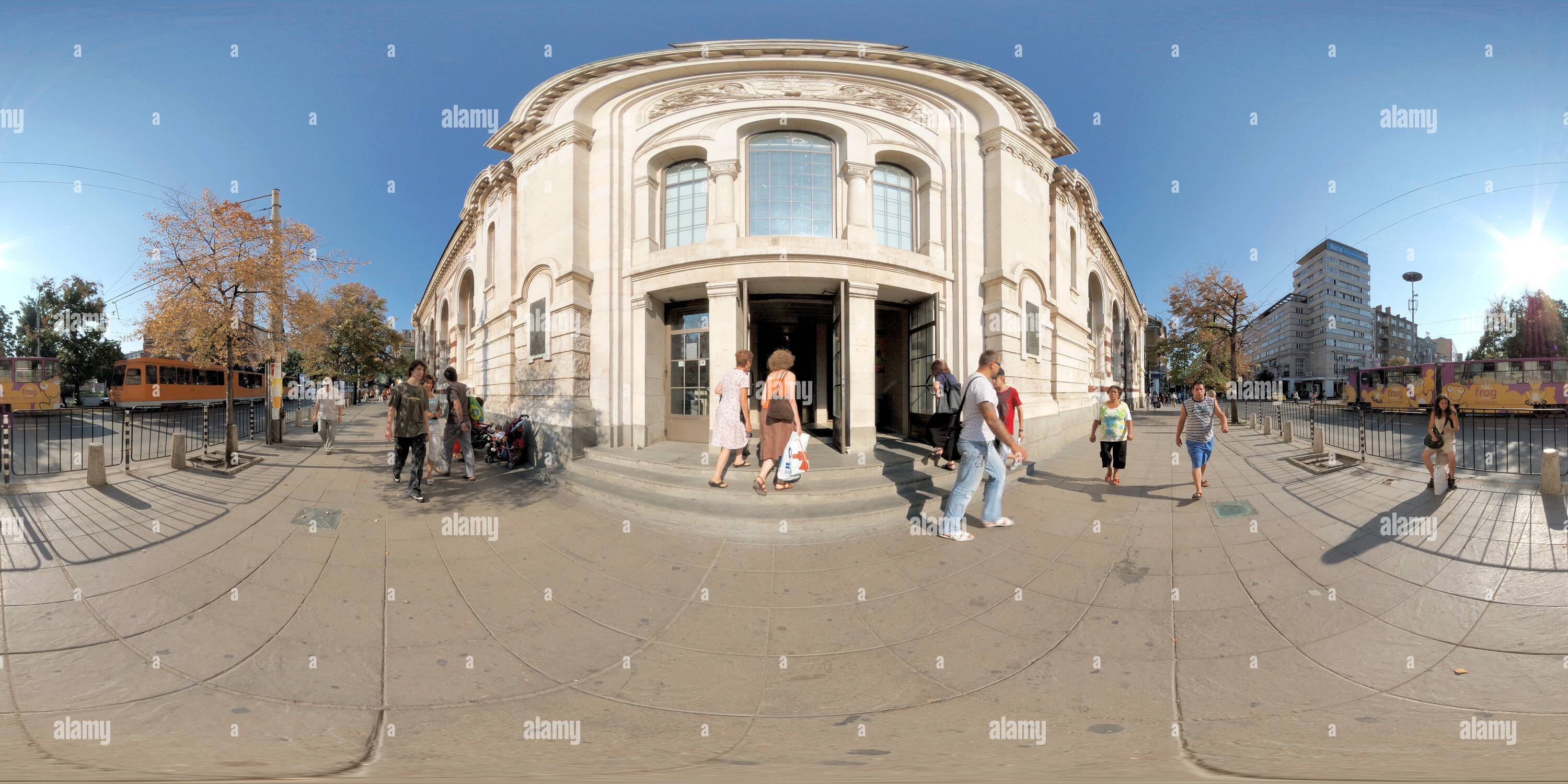 360° view of In Front of the Central Market Hall - Alamy
