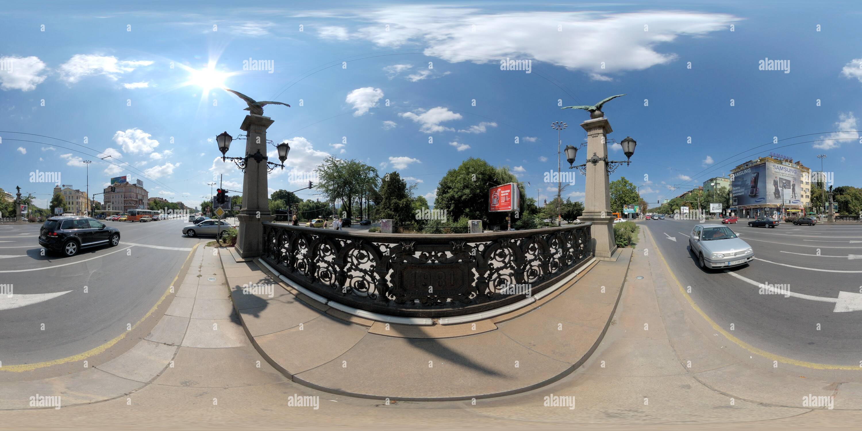 360° view of Orlov most (Eagles' Bridge - Alamy