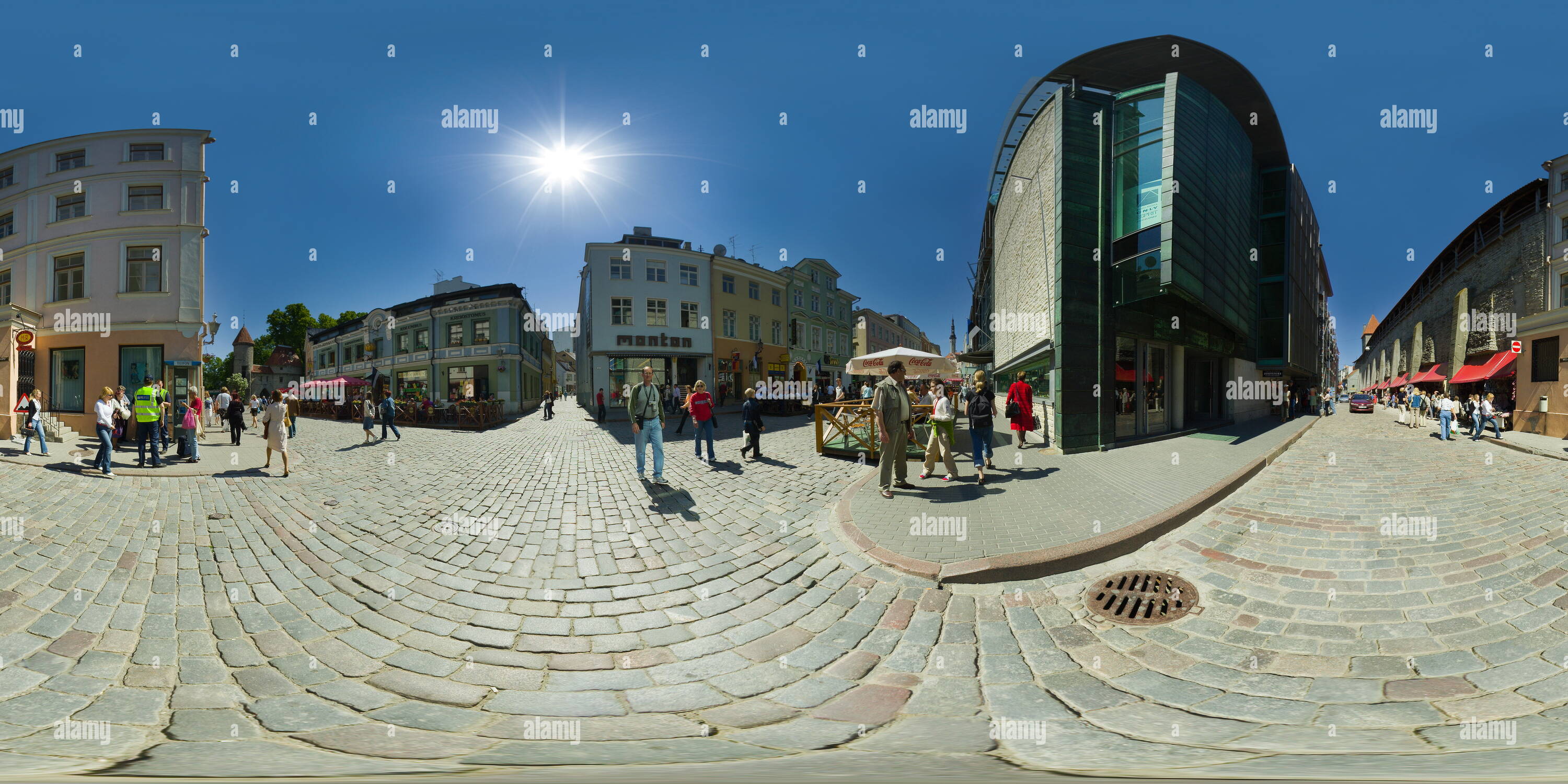 360° view of Medieval Old Tallinn, Viru street - Alamy