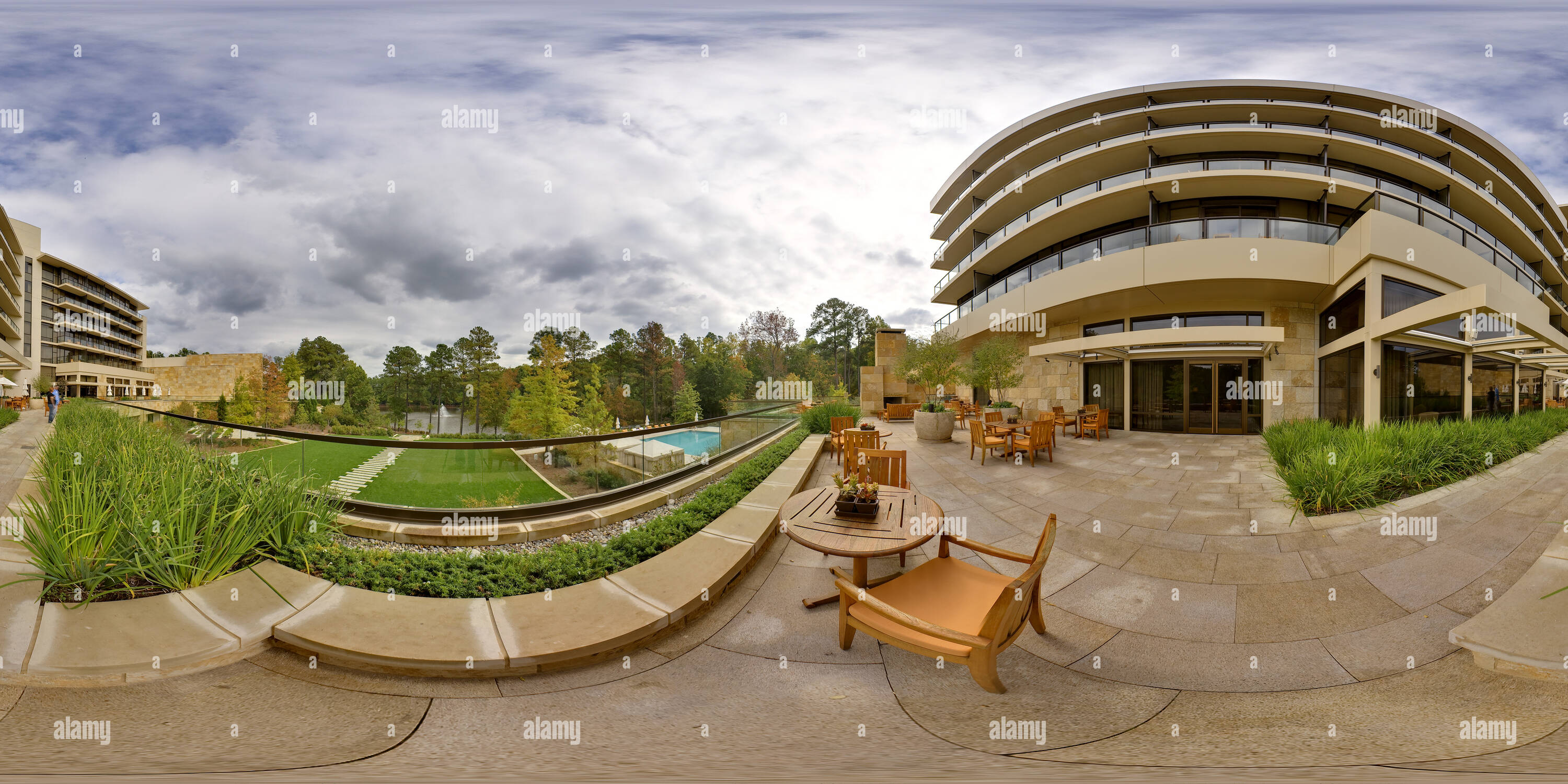360° view of The Umstead Hotel Patio - Alamy