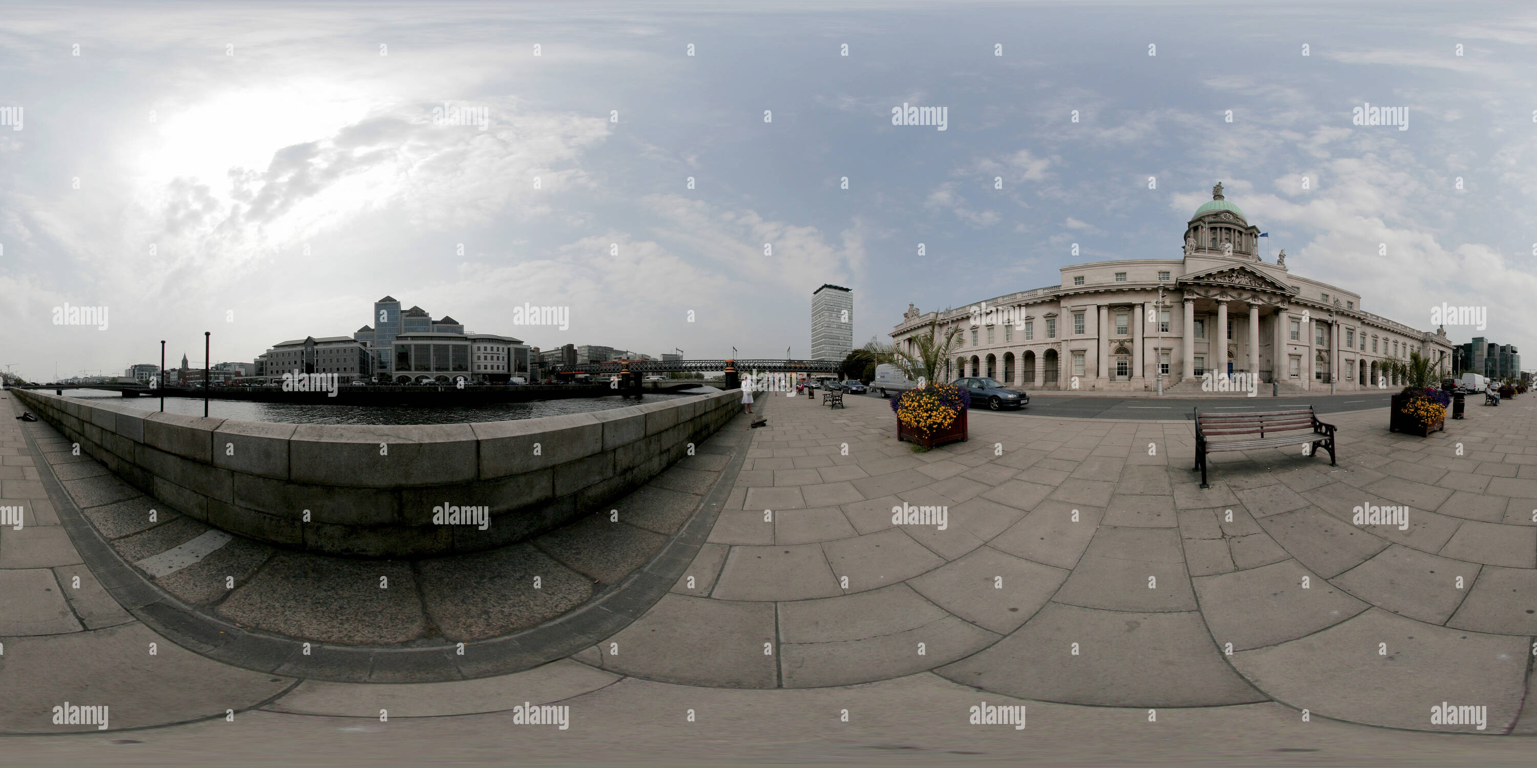 360° view of The Customs House Dublin - Alamy