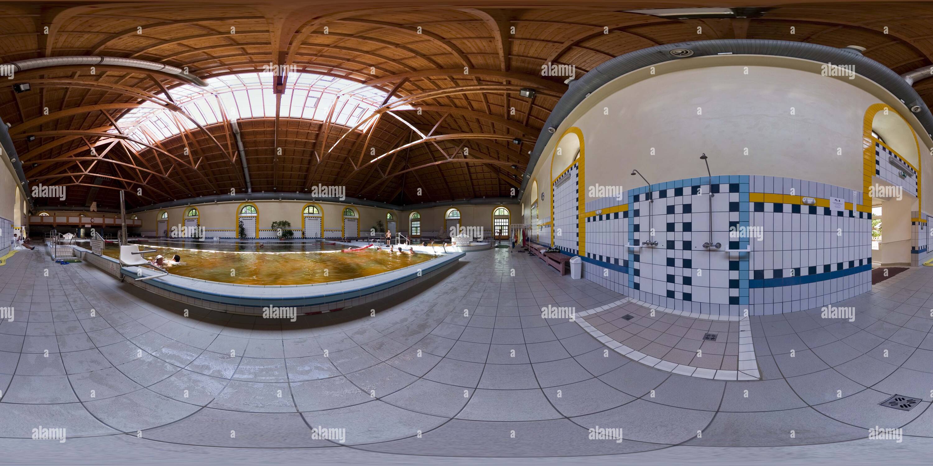 360° view of Castle Bath inner health pool - Alamy