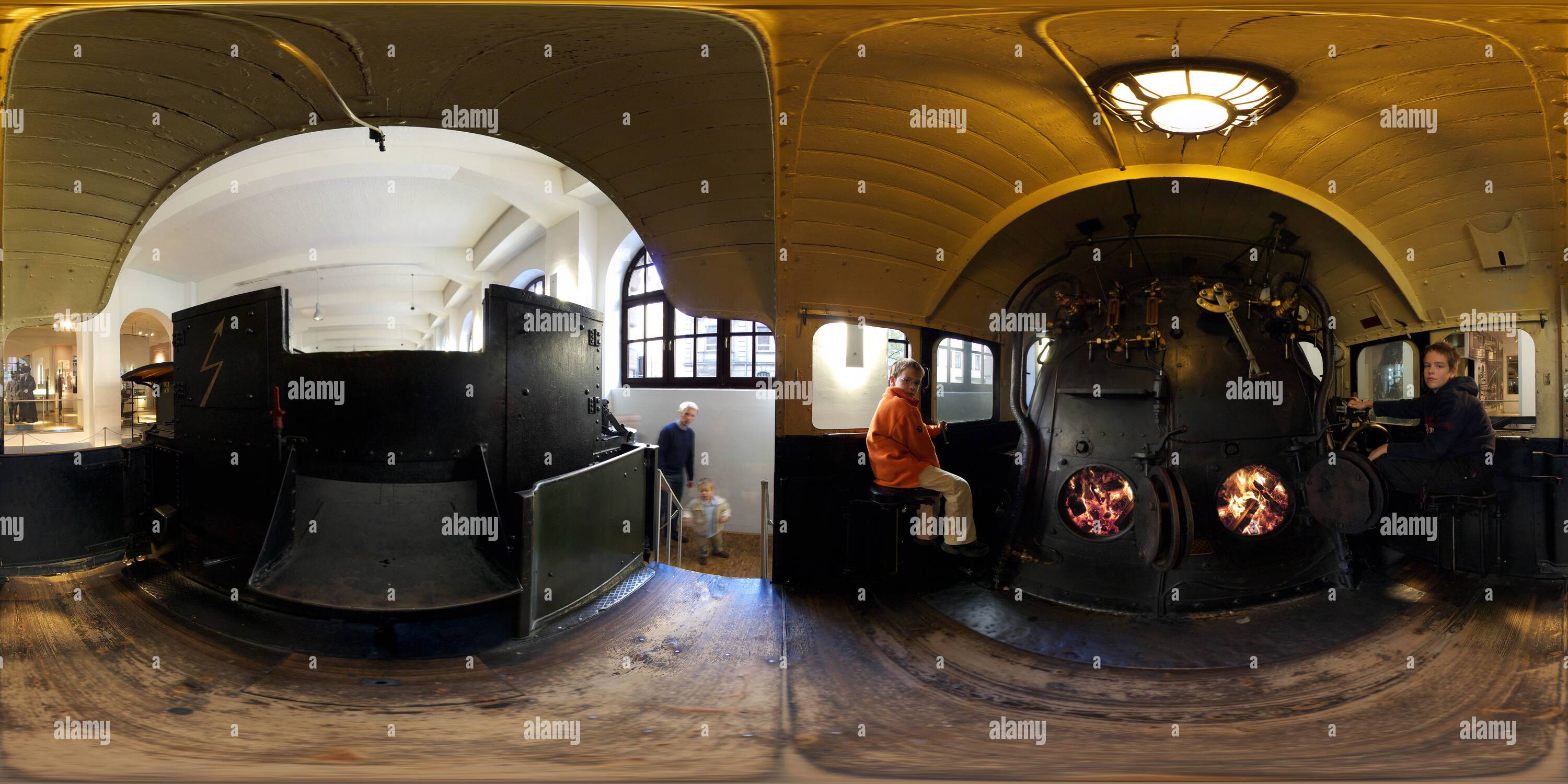 Steam engine drivers hi-res stock photography and images - Alamy