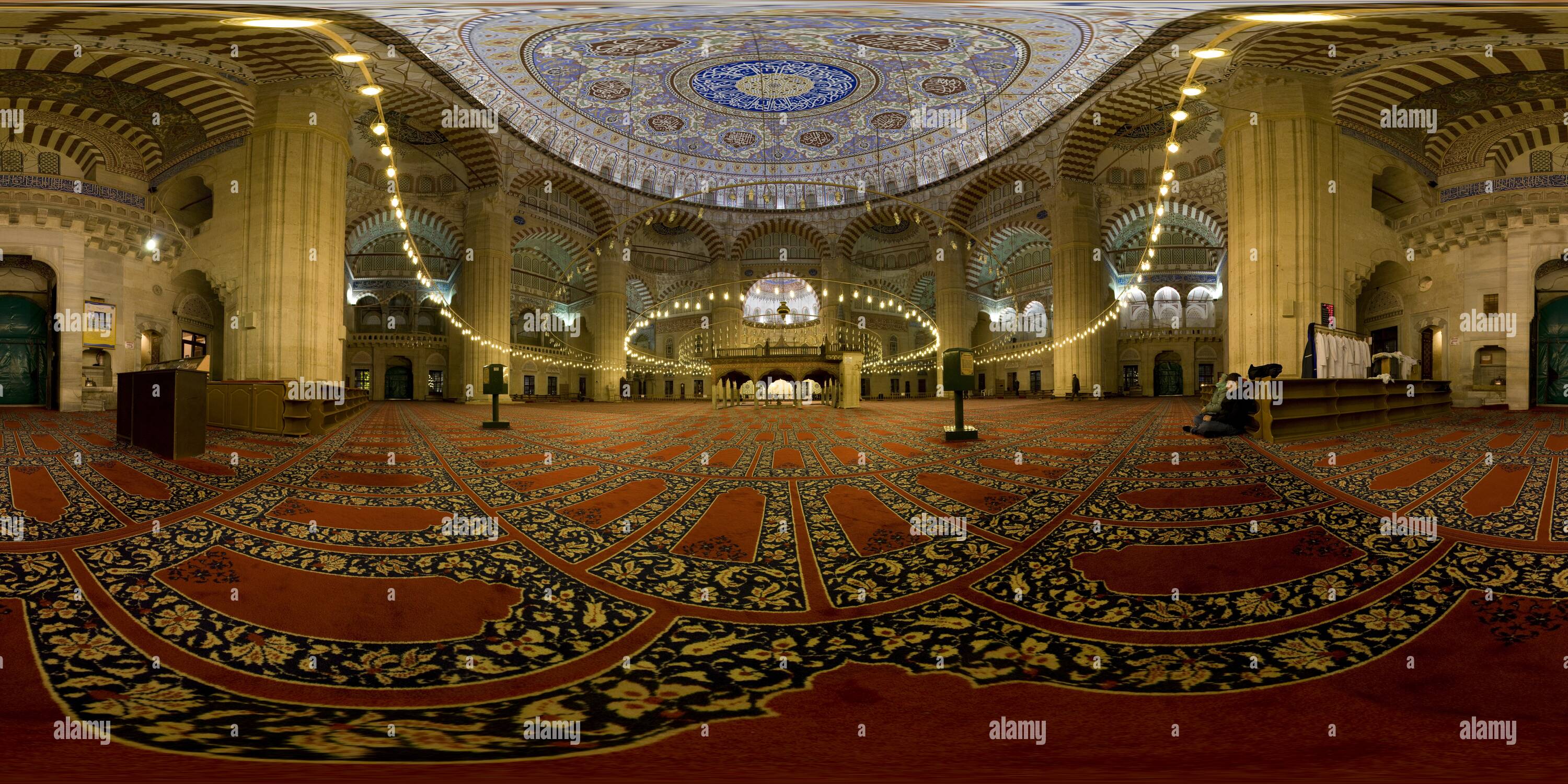 360° view of Selimiye Mosque Nw Entrance - Alamy