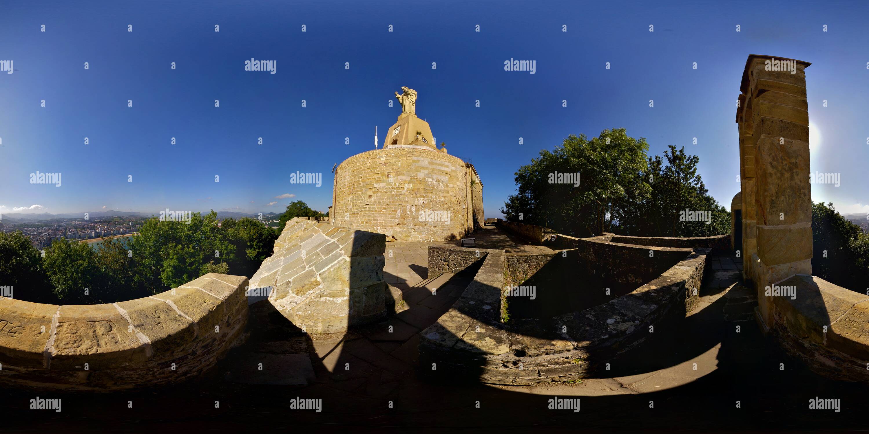 360° view of Monte Urgull Top - Alamy