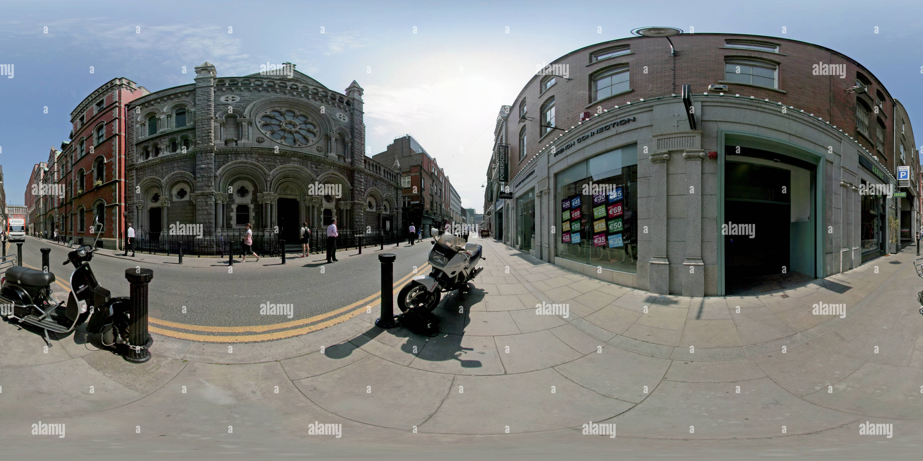 360° view of Clarendon Street, Dublin - Alamy