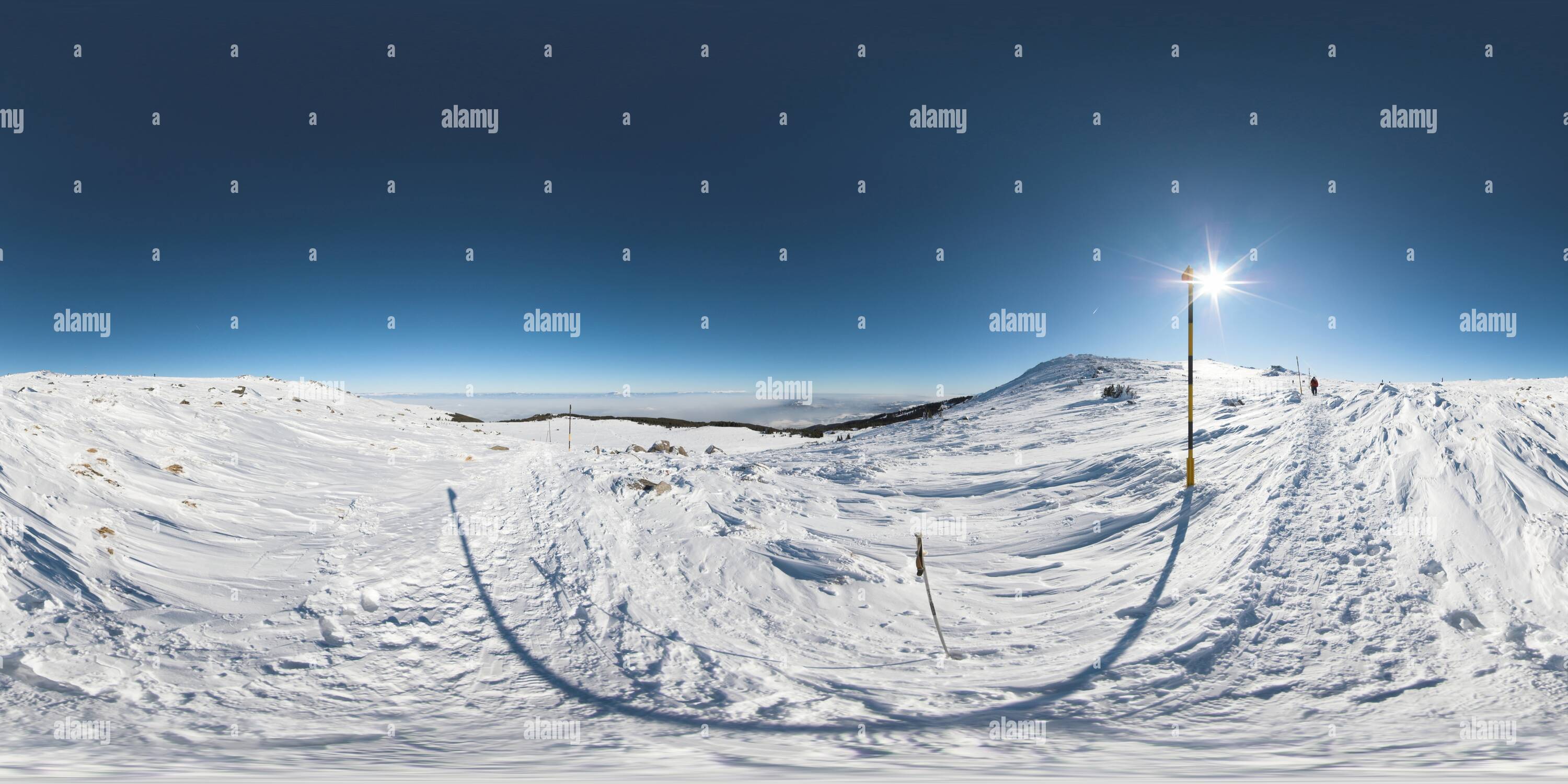 360° view of Vitosha, the path to Cherni-vrah - Alamy