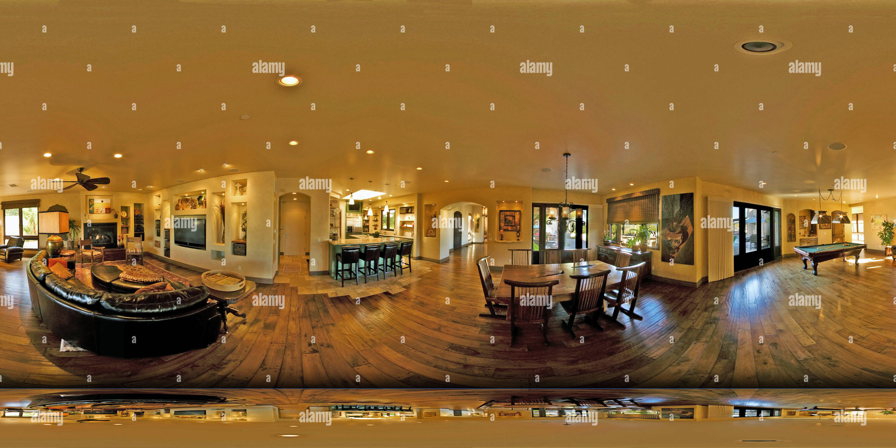 360° view of Family Dining Kitchen Pool Table - Alamy