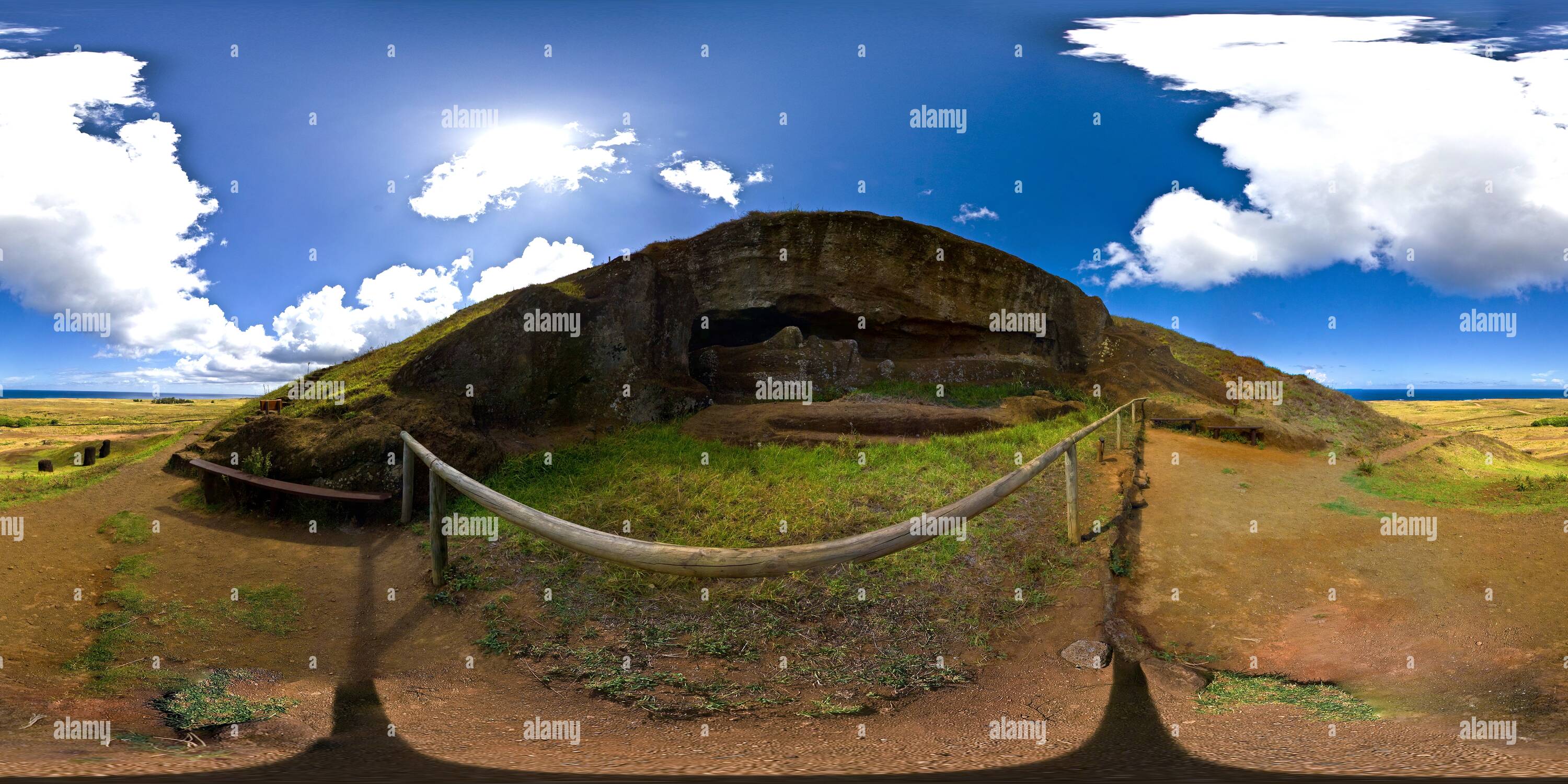 360° view of Rano Raraku (External Slope 07 of 13) : Moai in progress ...
