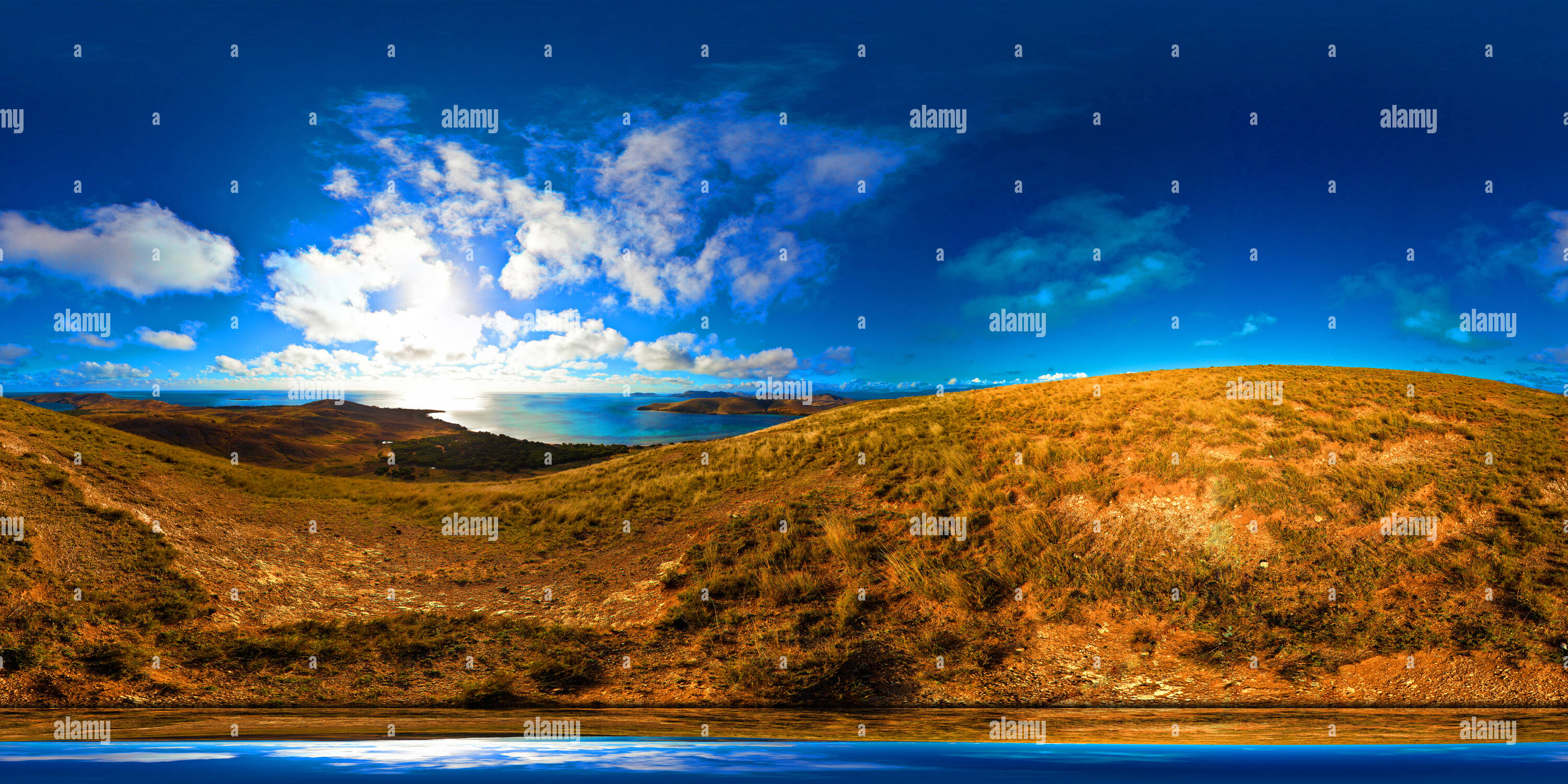 360° view of Top of Hugon Island (part 3 - Alamy