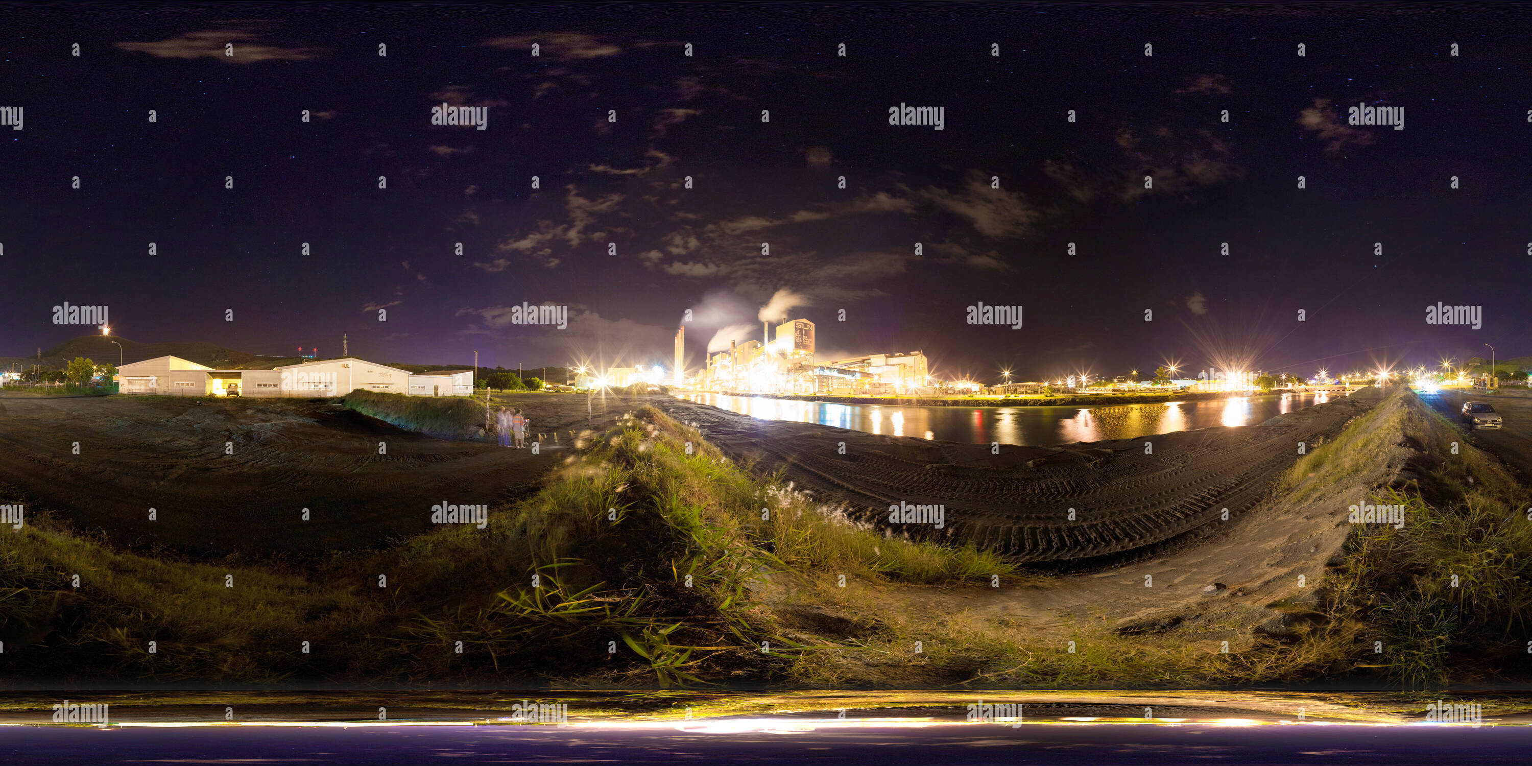 360° view of Société Le Nickel By Night - Alamy