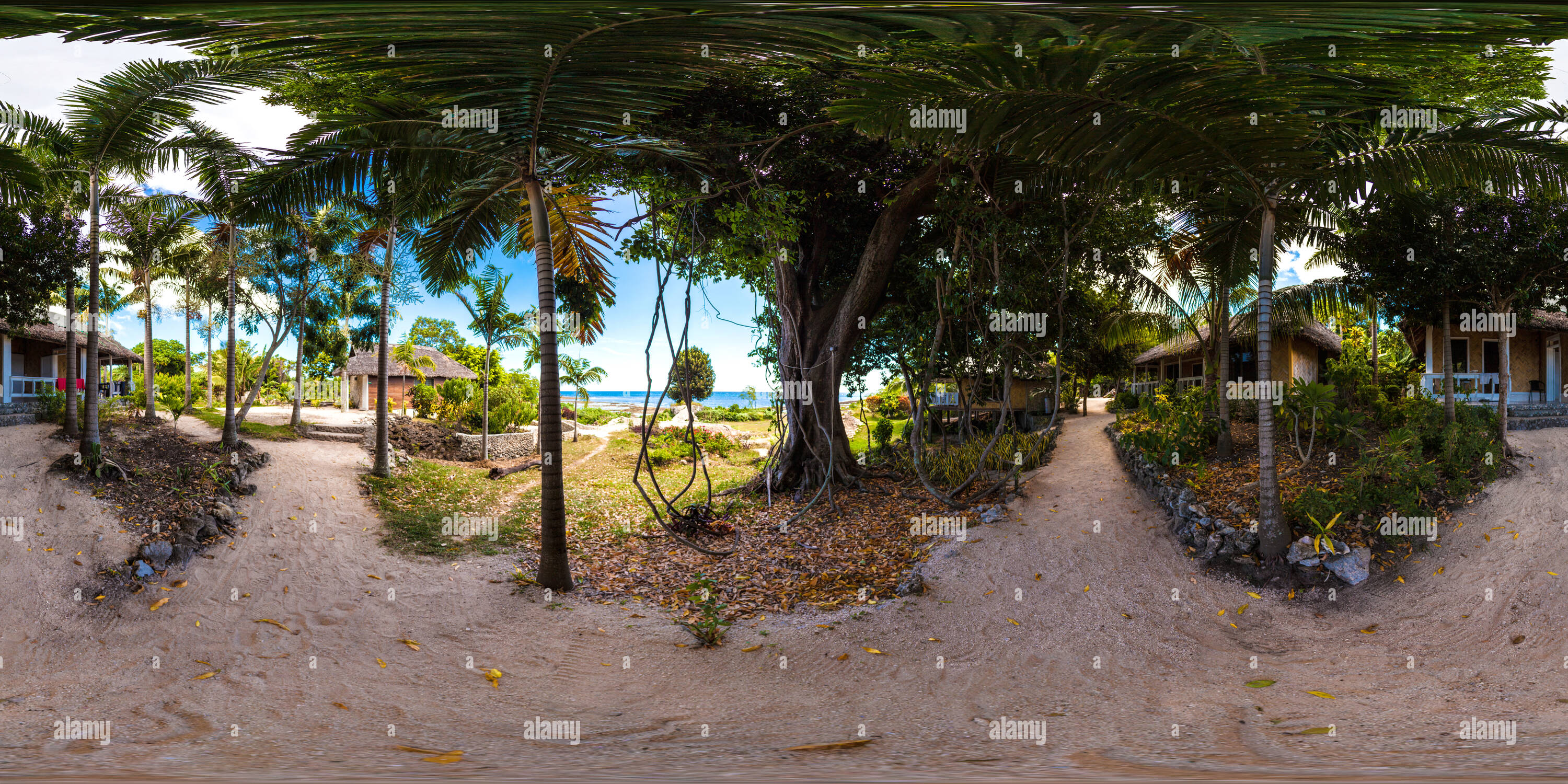 360° view of Tanna, Vanuatu : EverGreen Resort Garden - Alamy