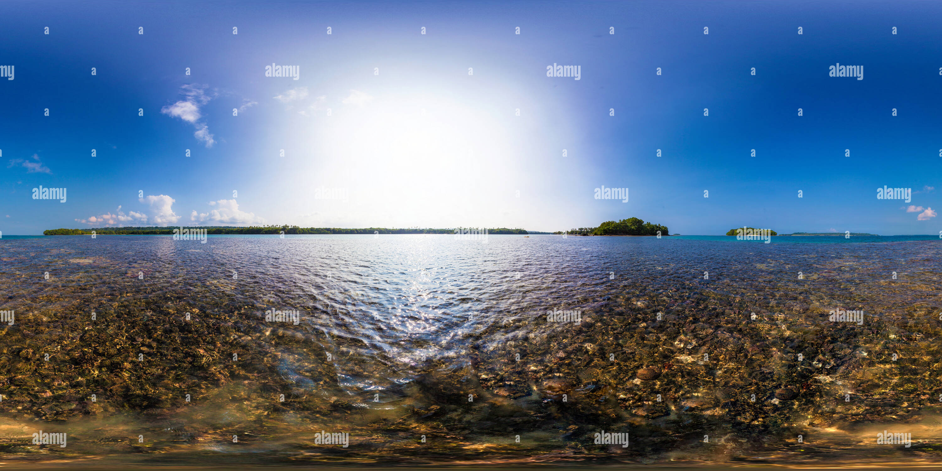 360° view of Somewhere on the reef - Alamy