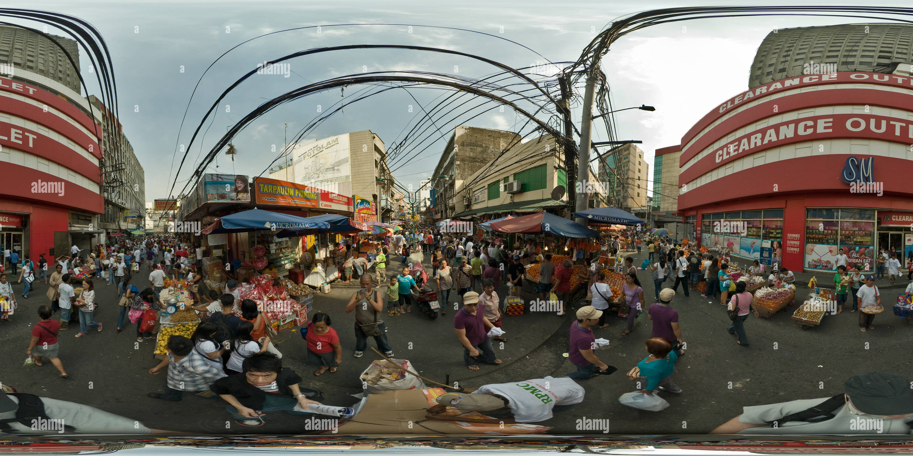 Quiapo market hi-res stock photography and images - Alamy