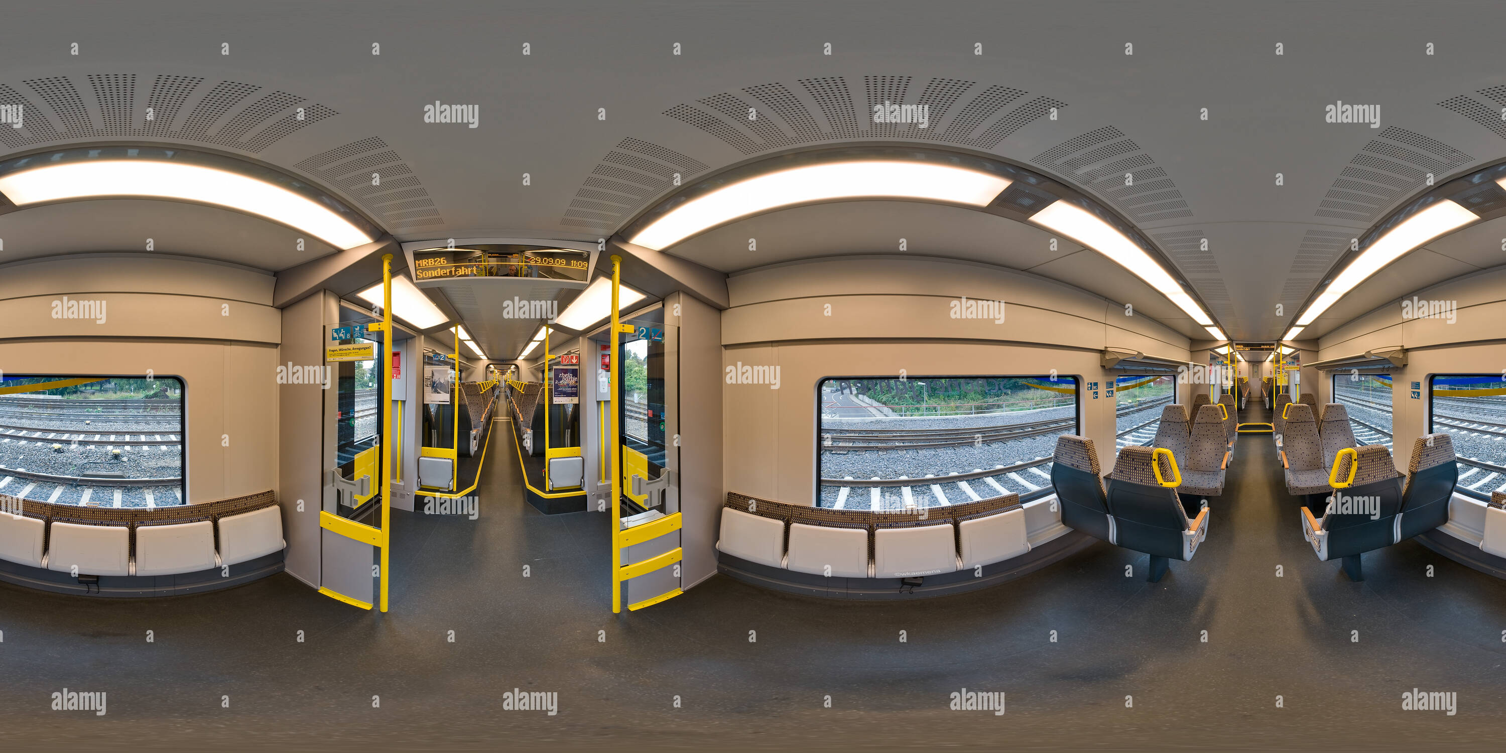 360° view of Siemens Desiro ML - Alamy