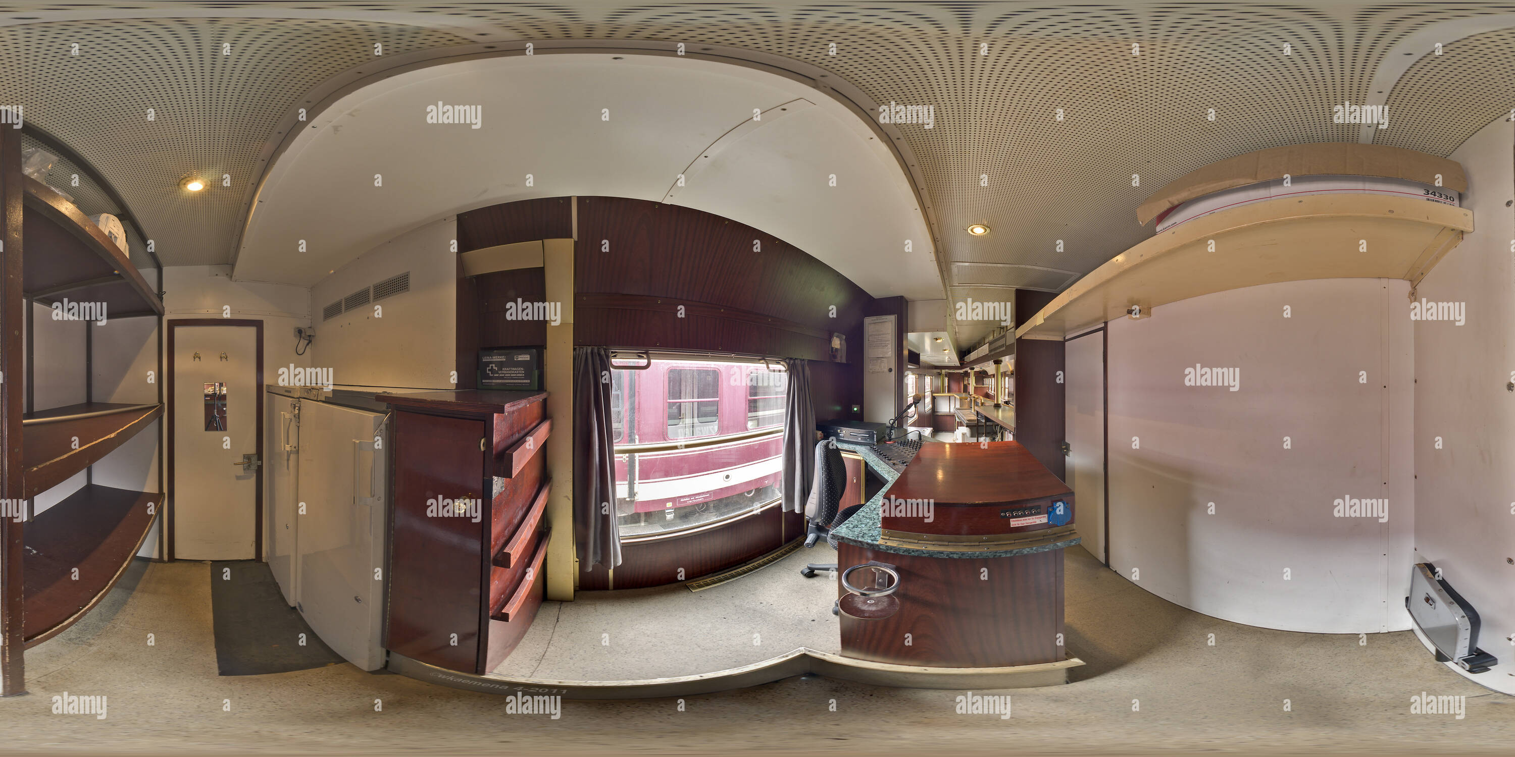 360° view of Euro Express Bar / Disco - Alamy