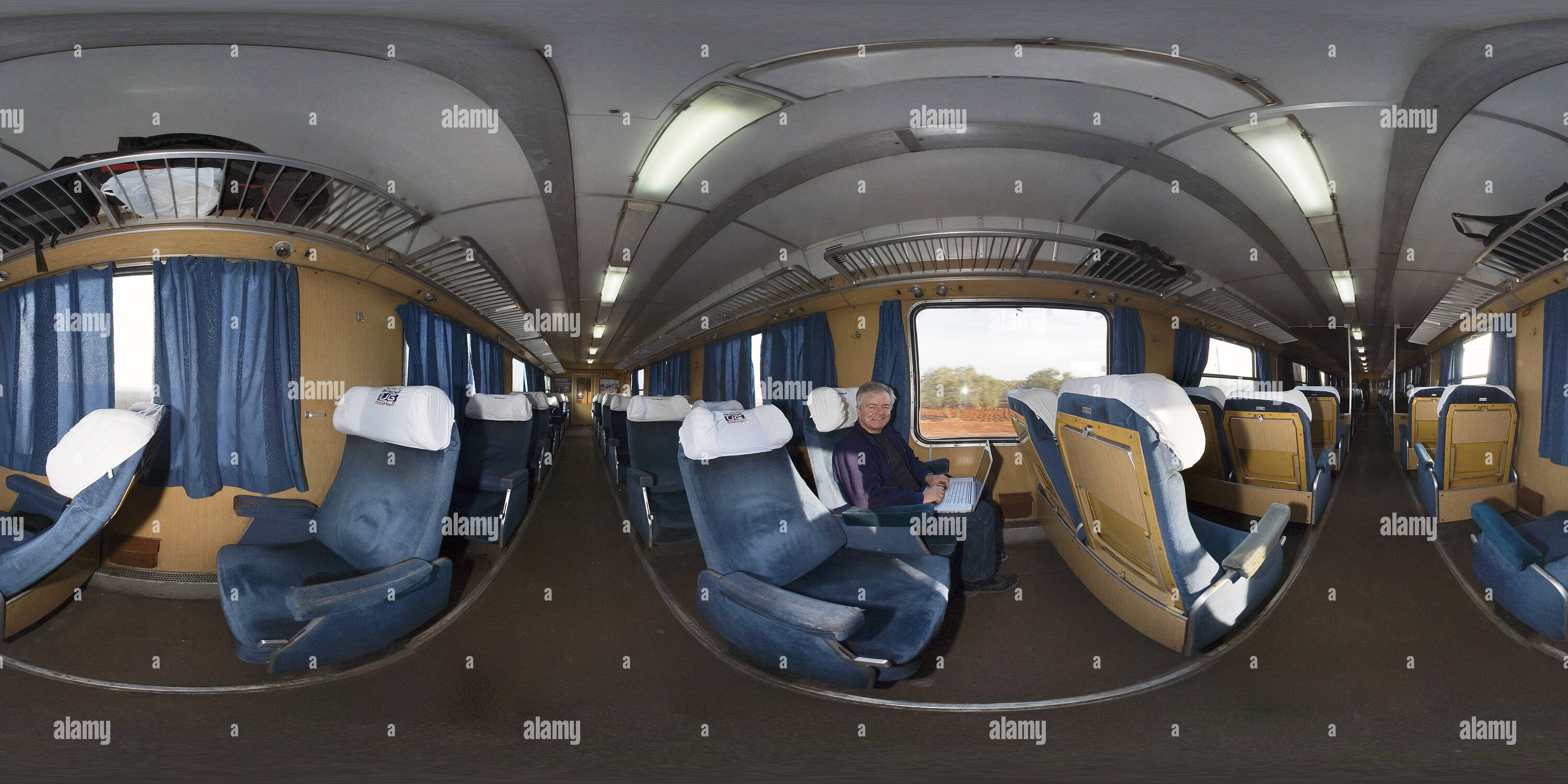 360° view of Syrian Railways First Class Jan 2007 - Alamy