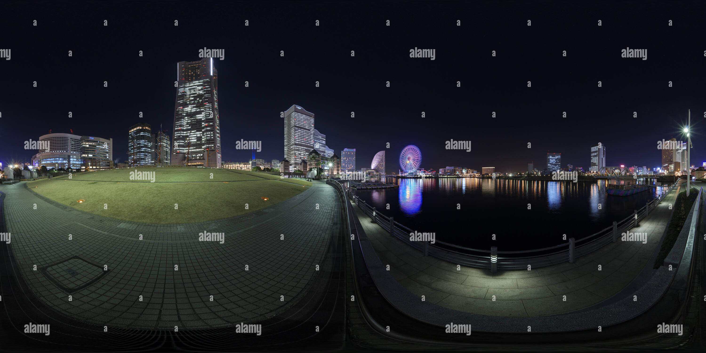 360° view of Night view of Yokohama Minatomirai - Alamy