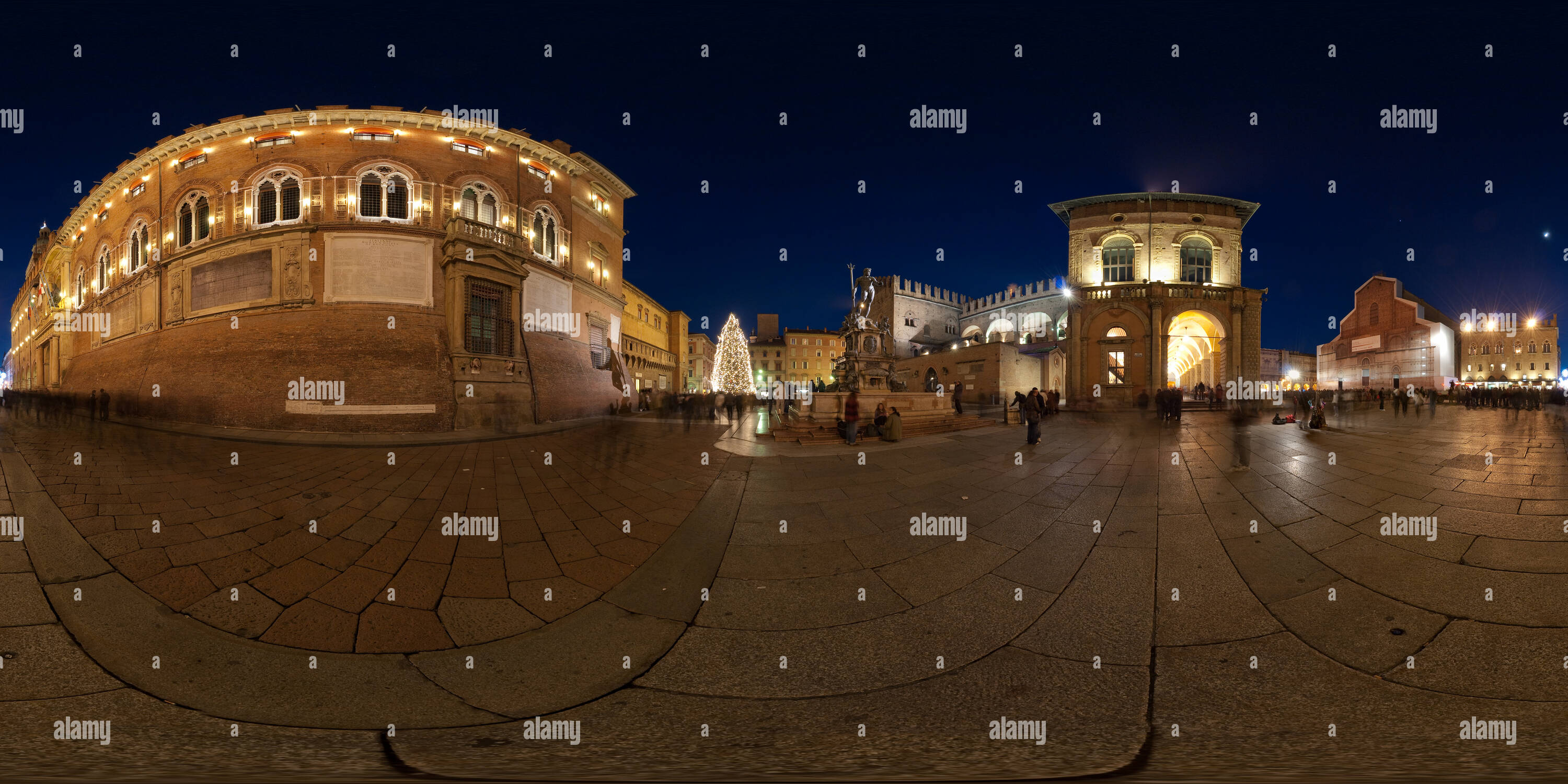 360° view of Piazza del Nettuno - Alamy