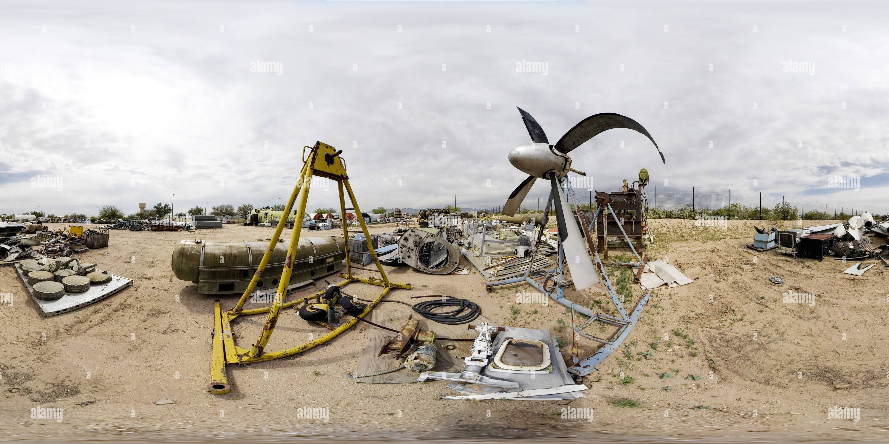 360° view of National Aircraft Inc‎ - Airplane Junk Yard 6 - Alamy