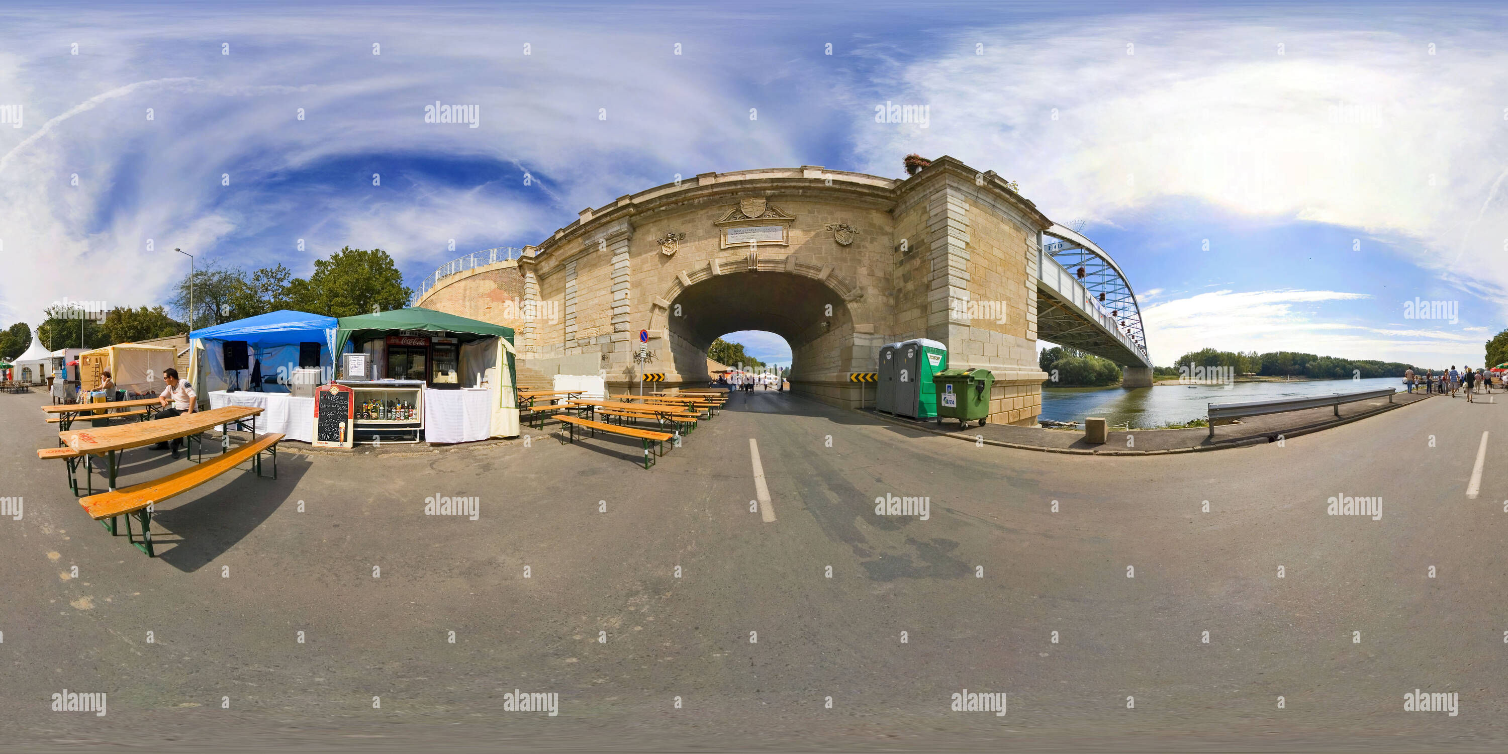 360° view of Tisza riverbank and Downtown Bridge - Alamy