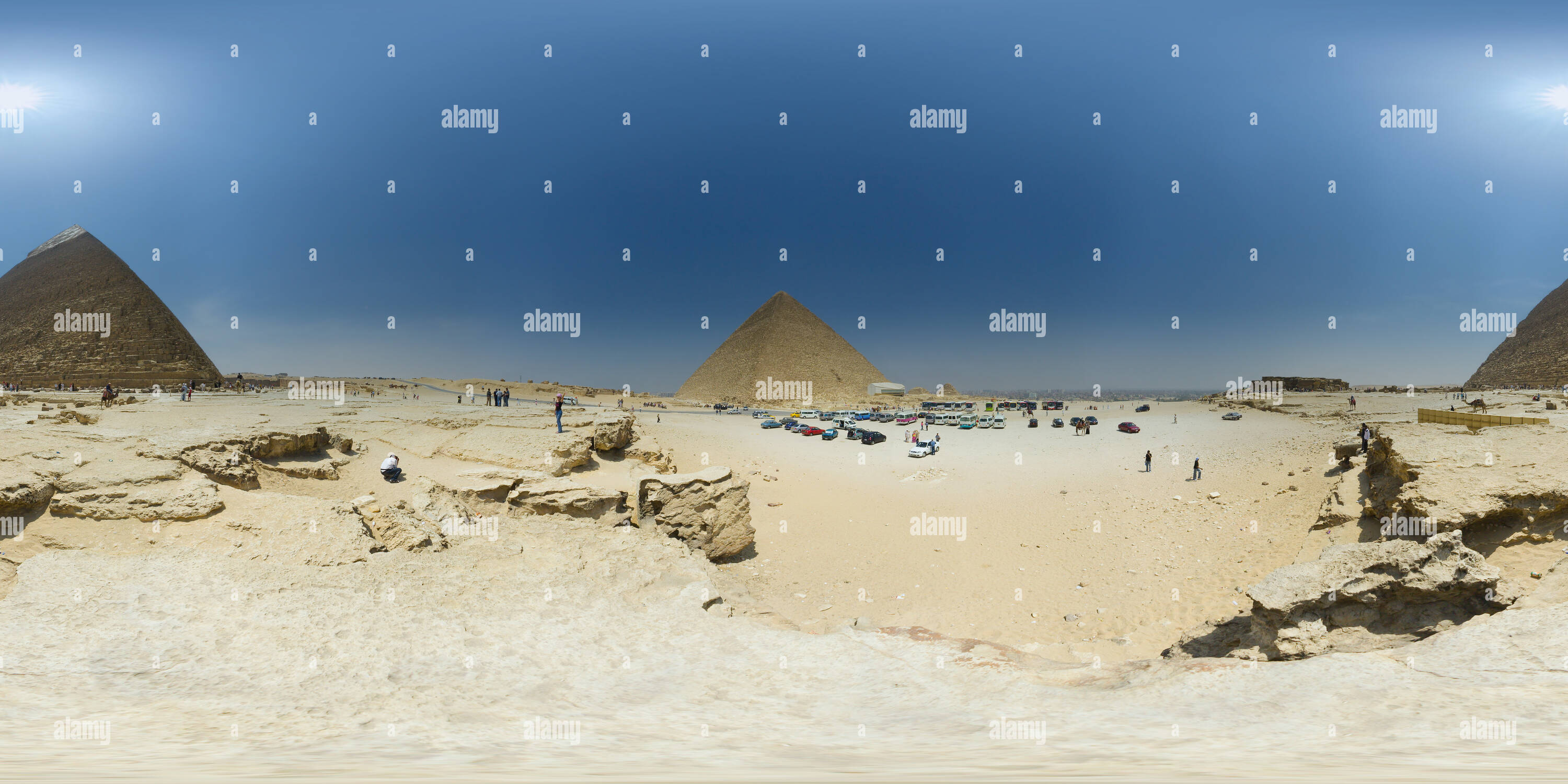 360° view of Pyramid of Khafre - Giza (Cairo, Egypt - Alamy