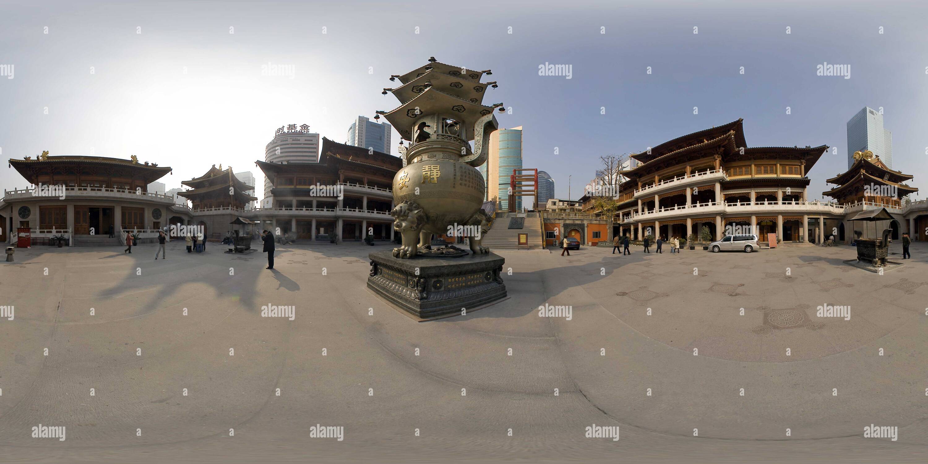 Jinan temple shanghai china hi-res stock photography and images - Alamy