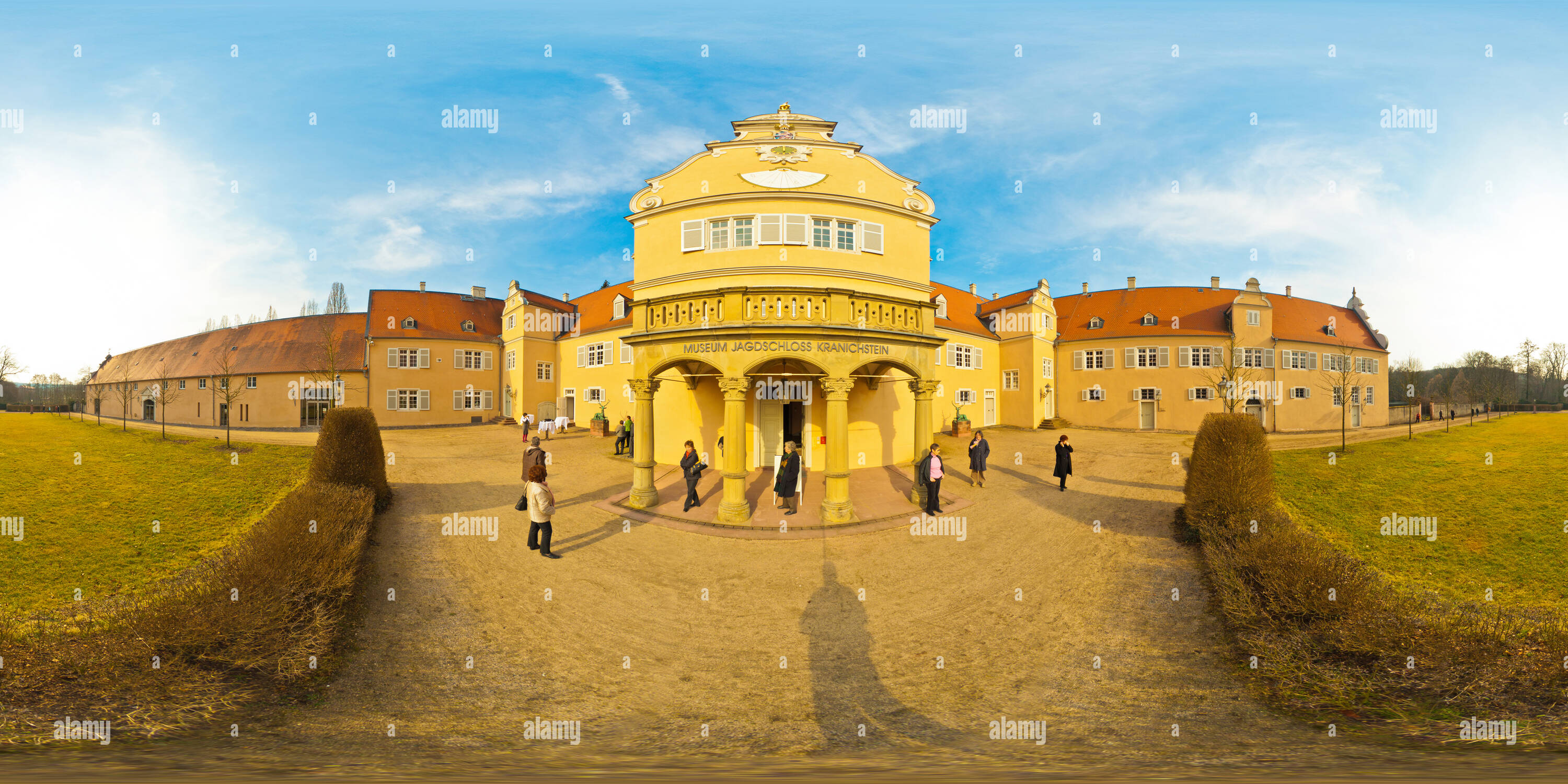 360° view of Hunting Lodge Kranichstein - Alamy