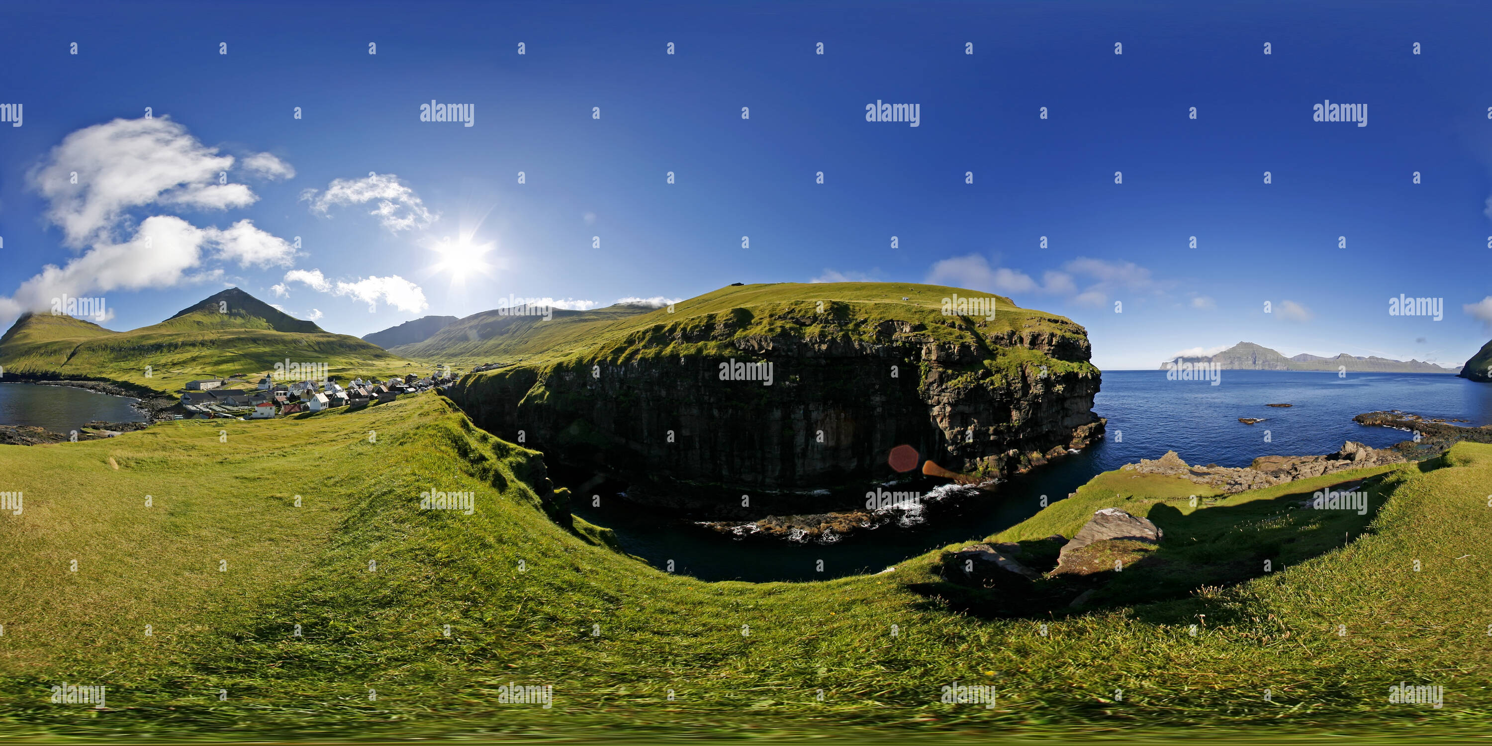 Gjogv hi-res stock photography and images - Alamy