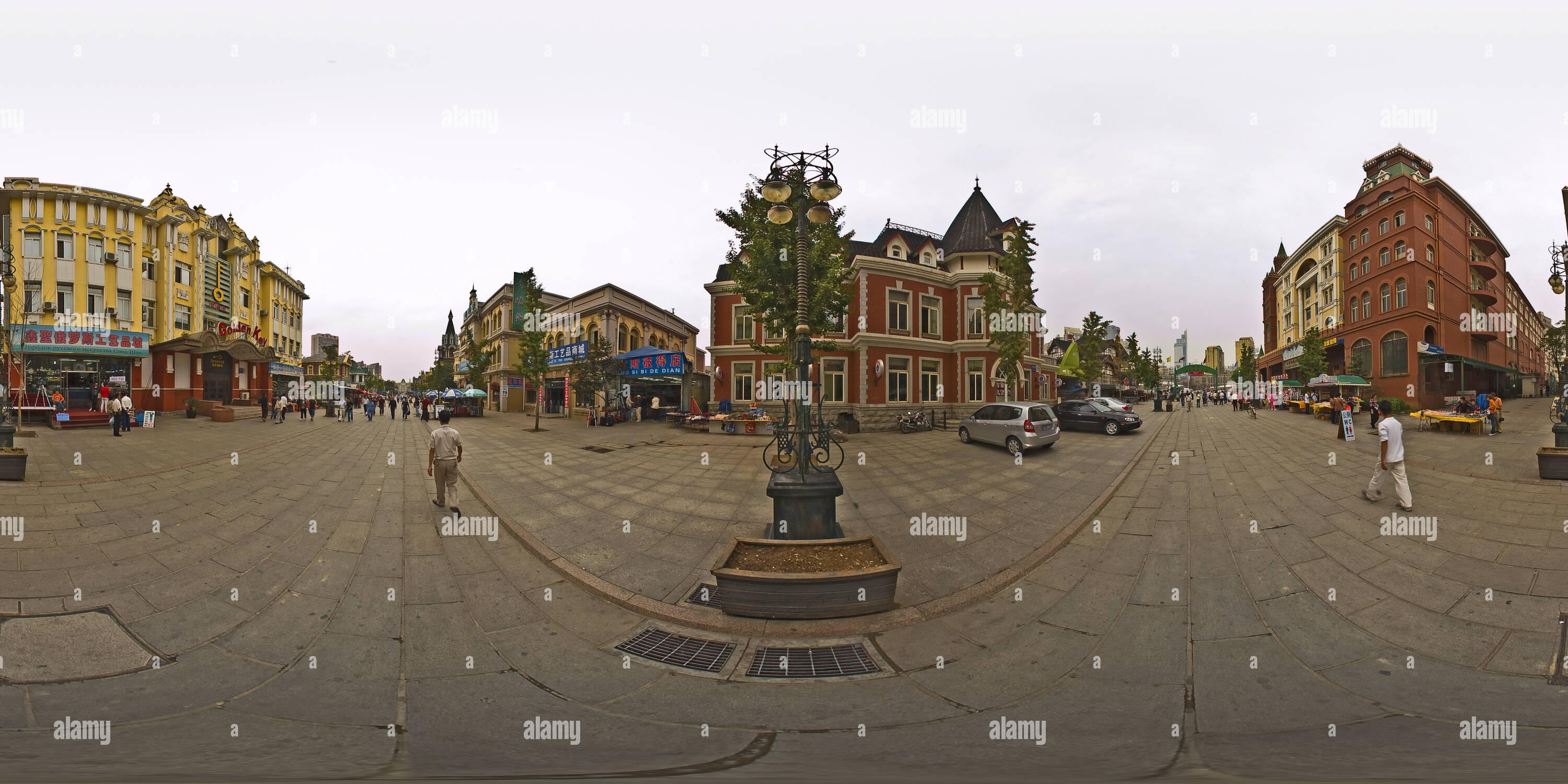 360° view of Dalian Russia character and style street - Alamy