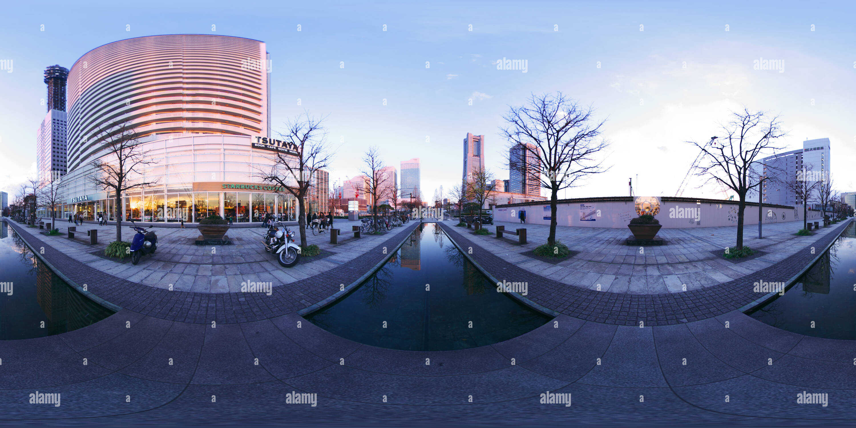 360° view of Grand Mall Park - Alamy