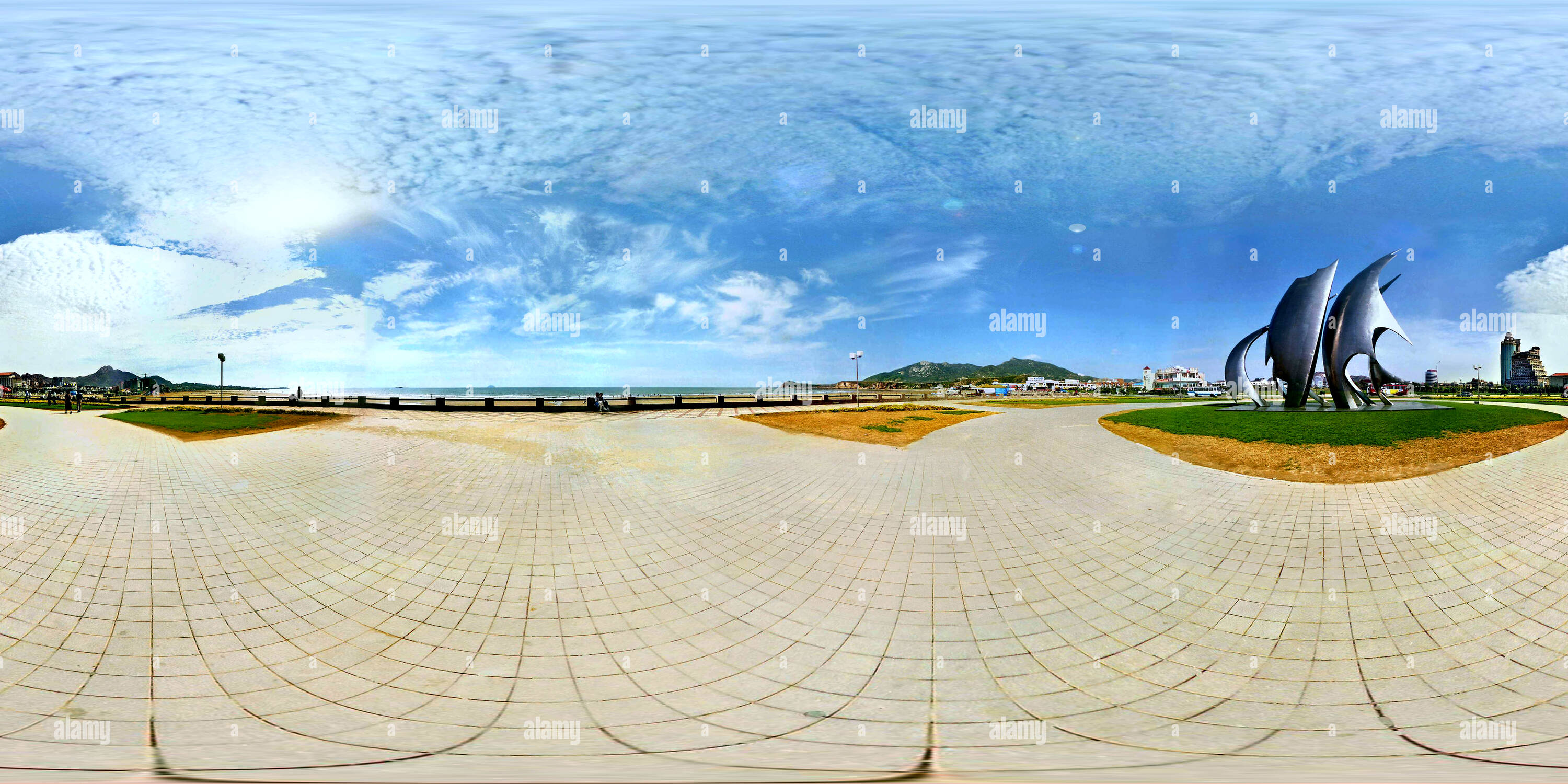 360° view of ShiLaoRen Bathing Beach in Qingdao - Alamy