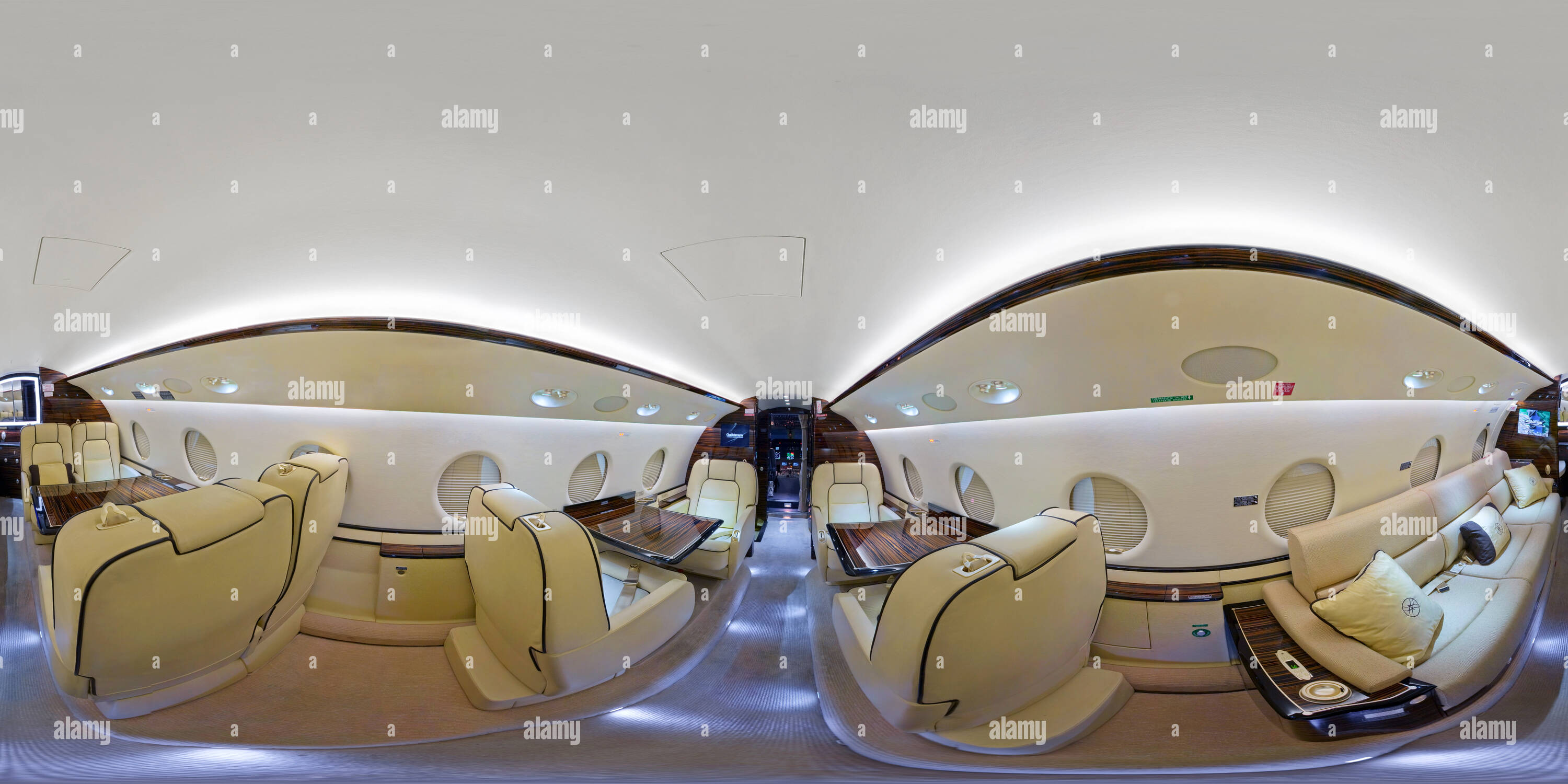 360° view of Gulfstream - 200 - Alamy