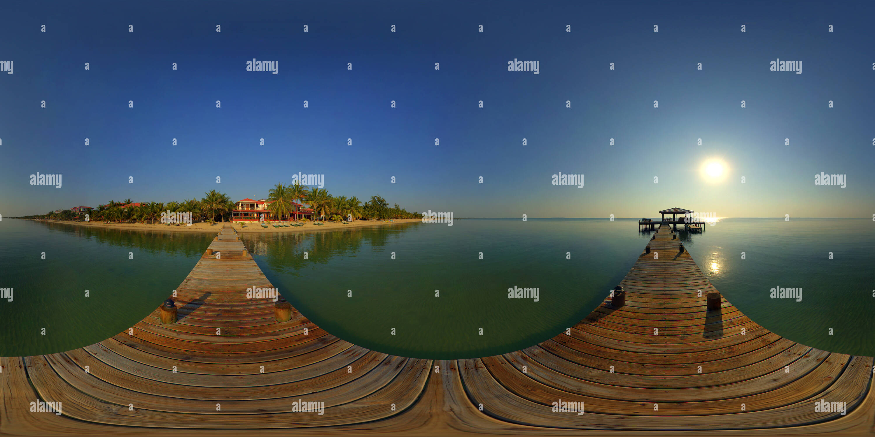 360° view of Sunrise at Robert's Grove - Alamy