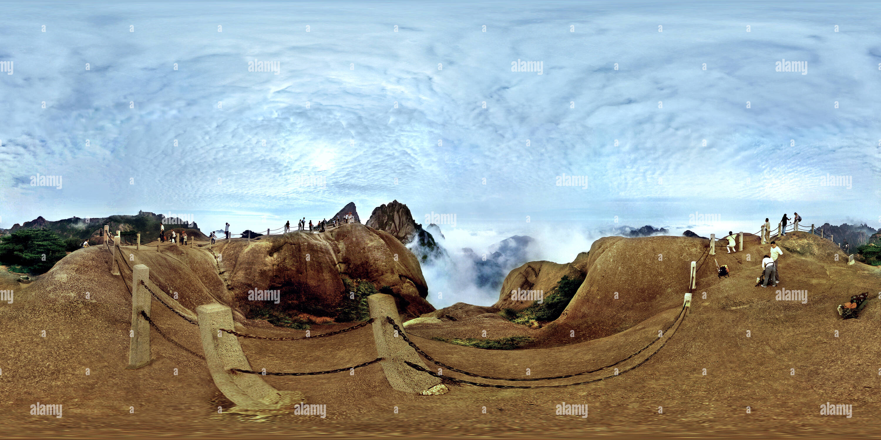 360° view of Huangshan Giant-fish Peak in Anhui - Alamy