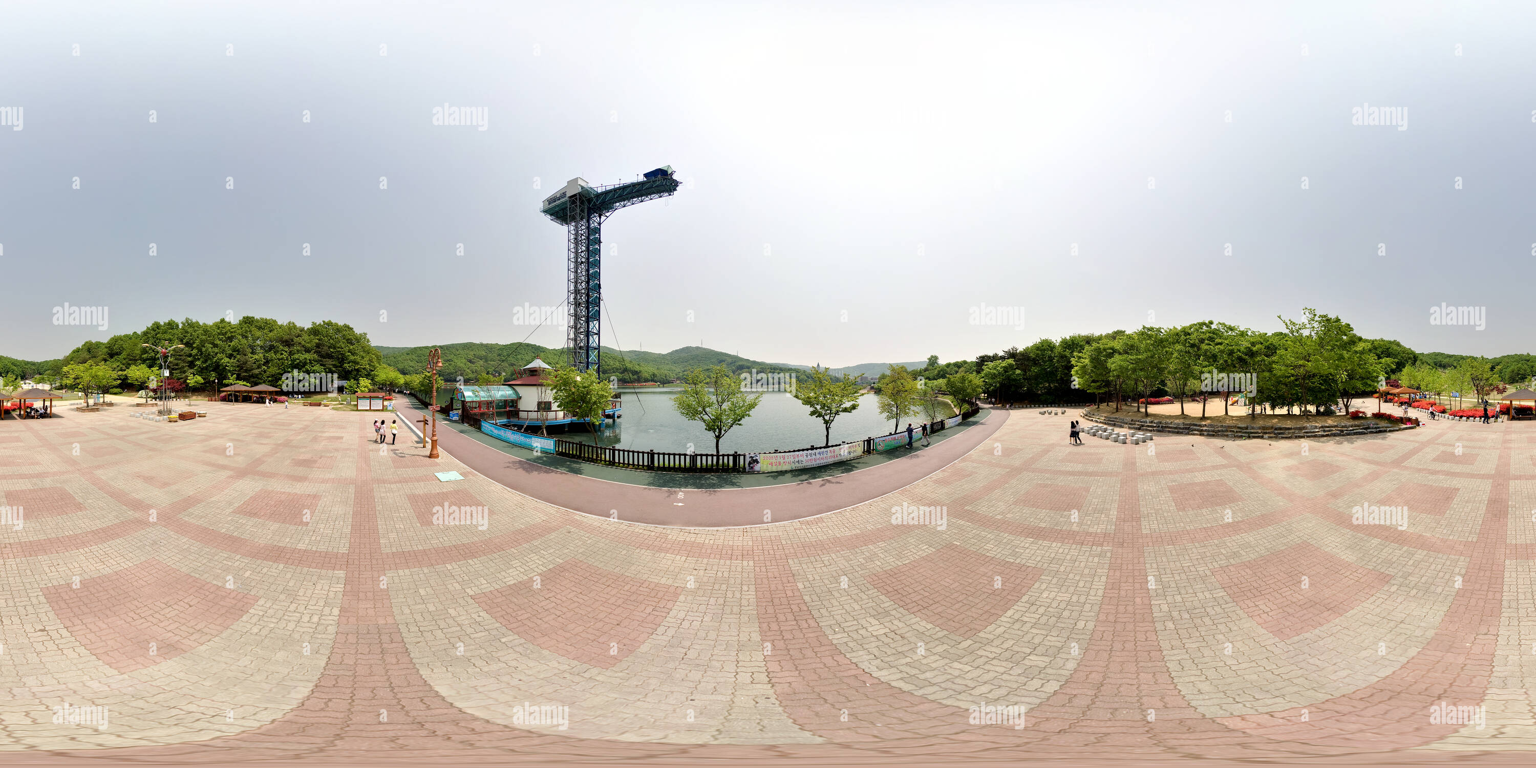 360° view of Yultong Park - Bungee jump - Alamy