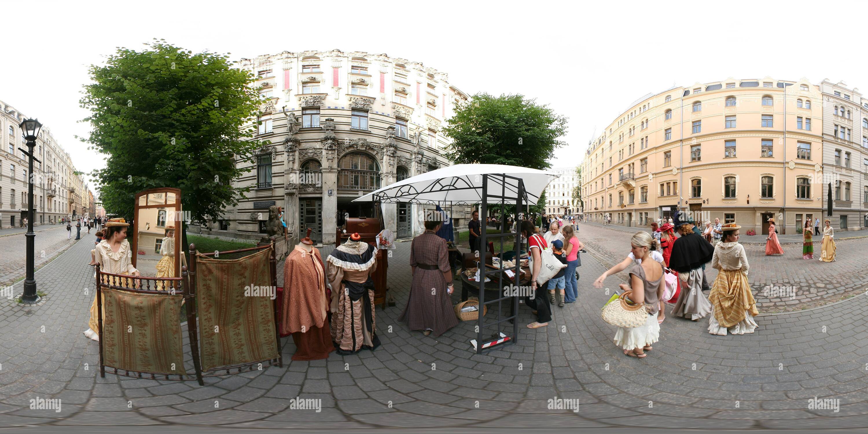 360° view of Art Nouveau festival at the Alberta street in Riga - Alamy