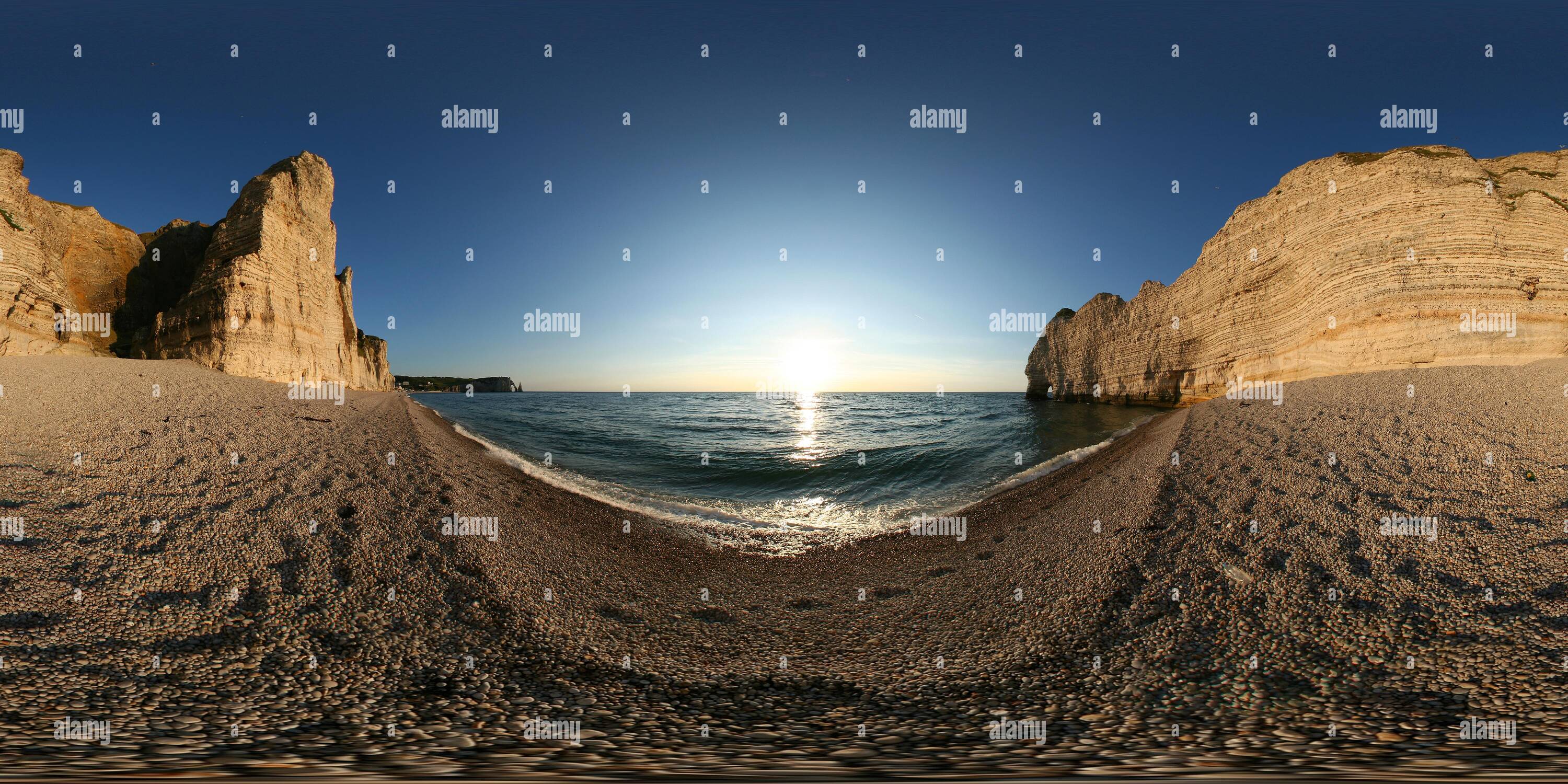 360° view of Mellow evening at the beach of Etretat, Normandy, France ...