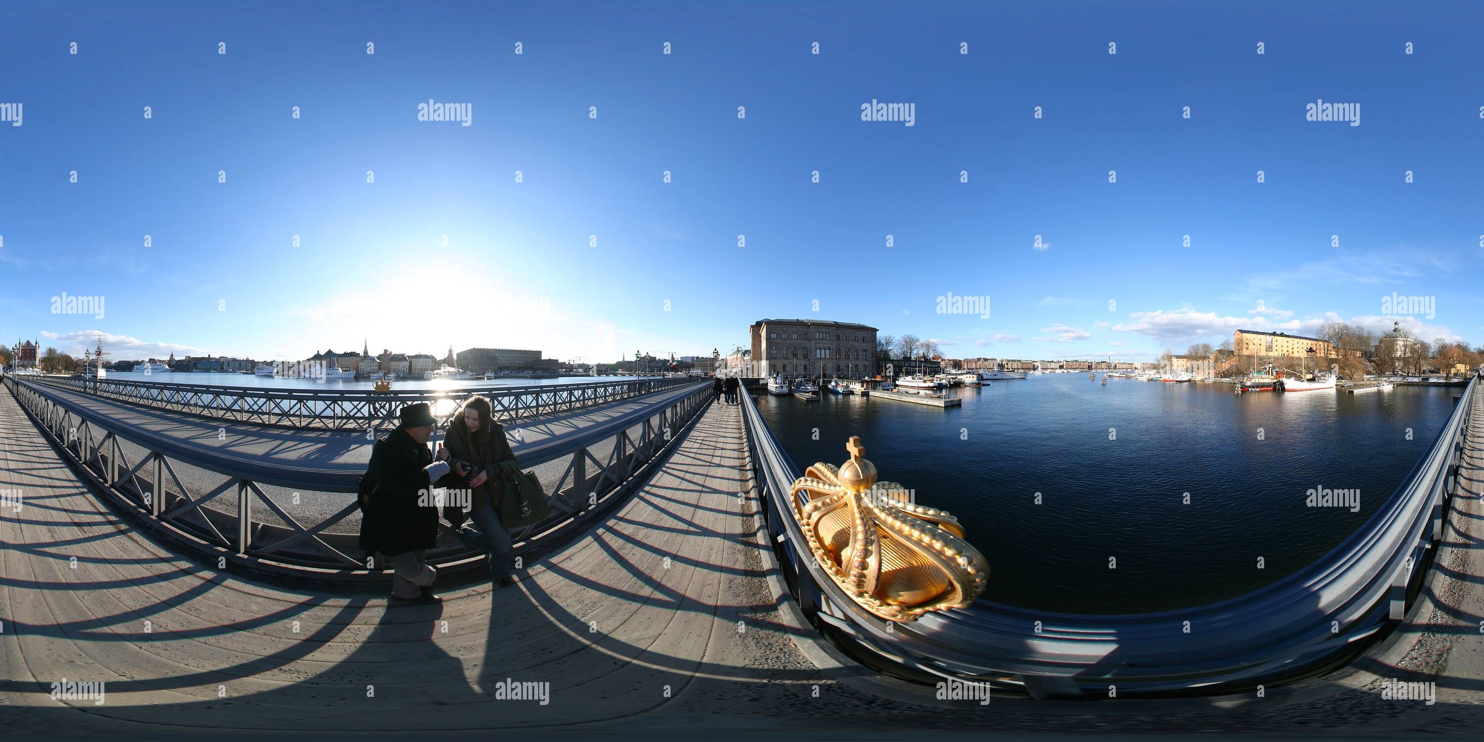 360° view of Skeppsholmsbron - bridge to the Skeppsholmen island ...