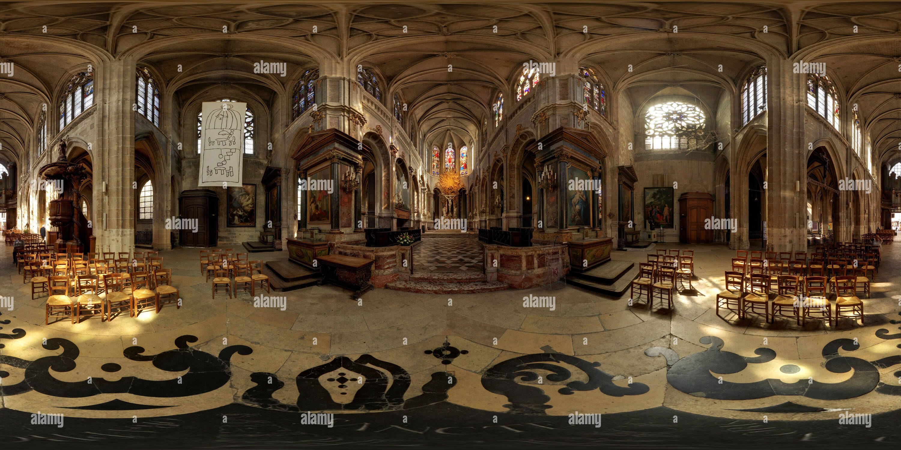 360° view of Church Saint-Merri, Paris - Alamy