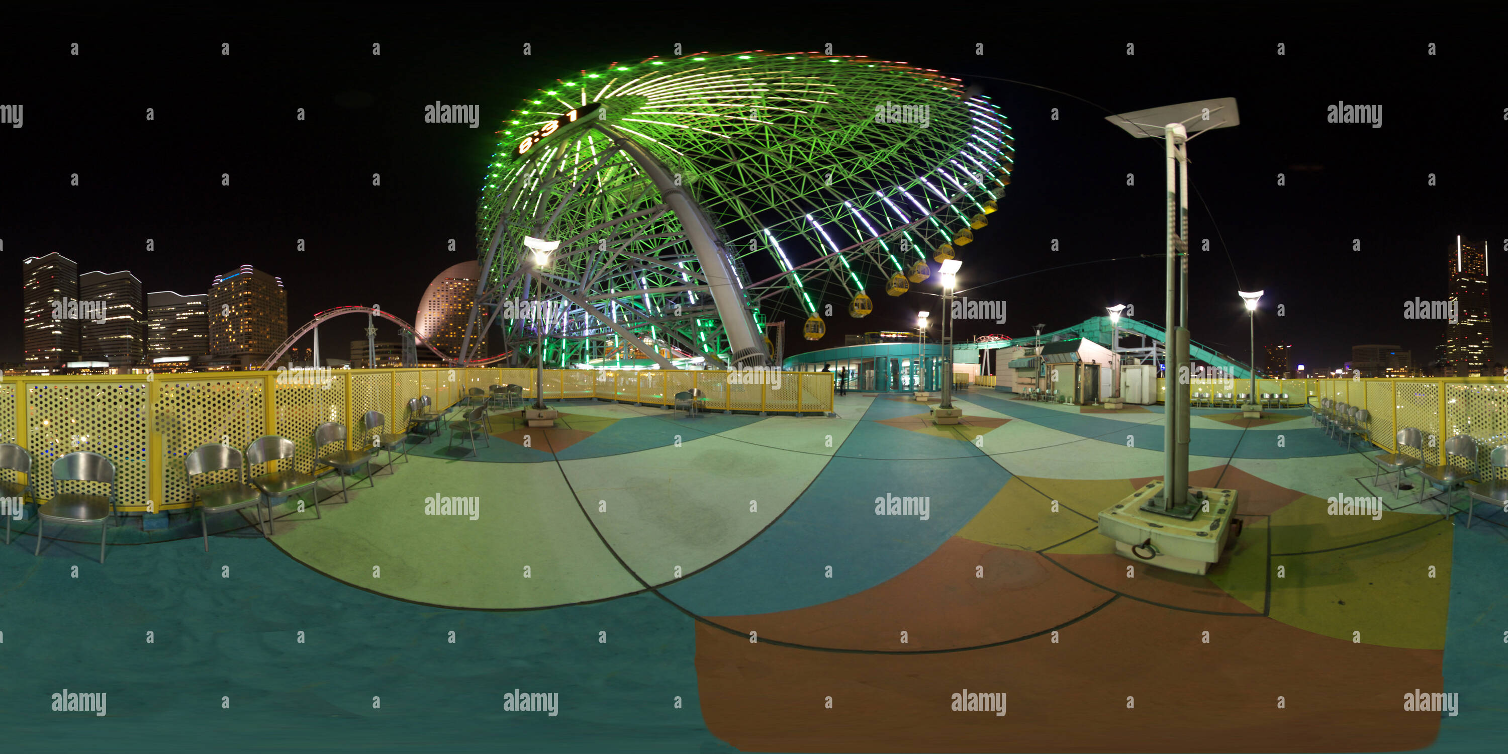 360° view of Cosmo Clock 21 - Alamy