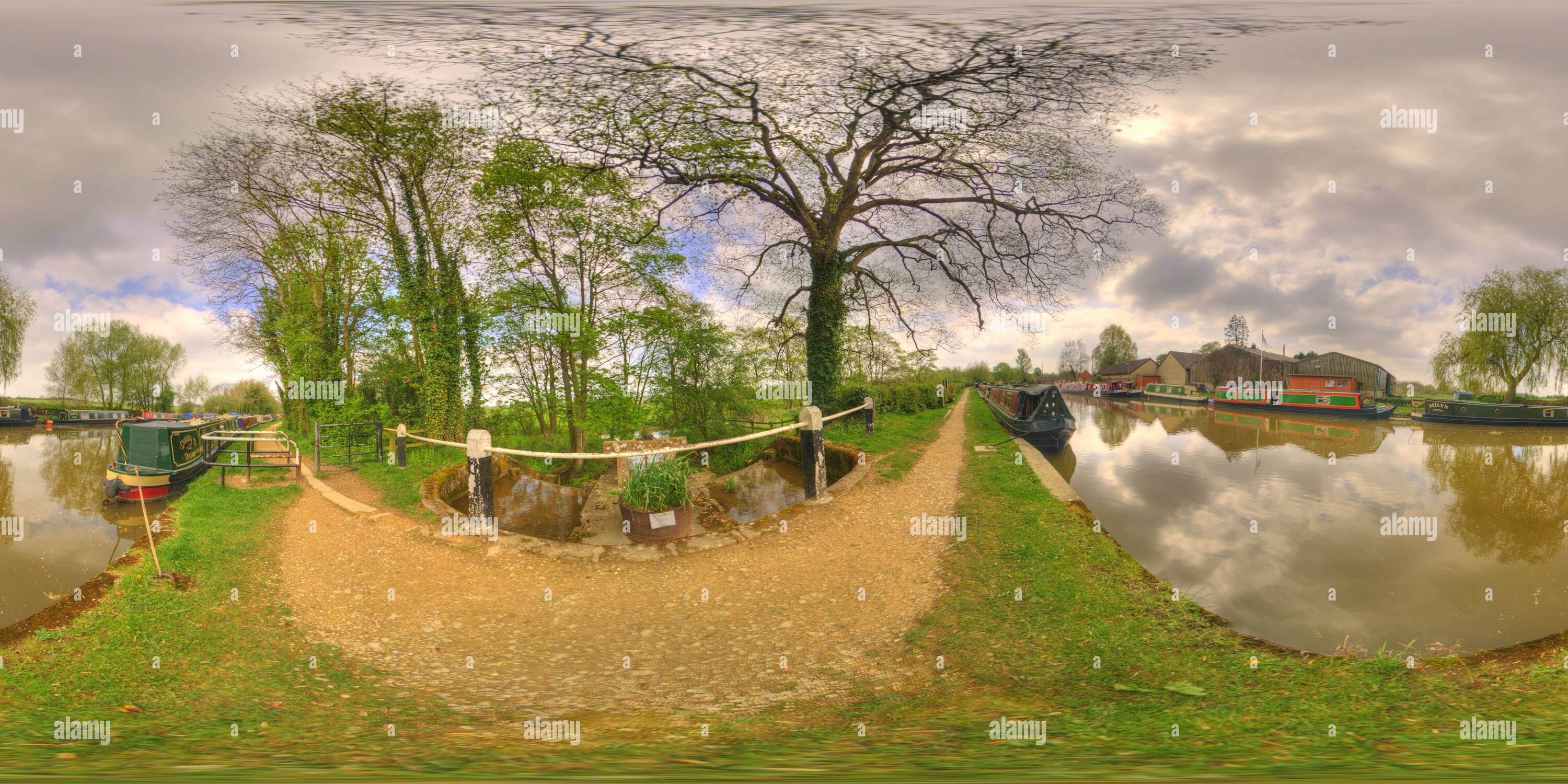 Thrupp High Resolution Stock Photography and Images - Alamy