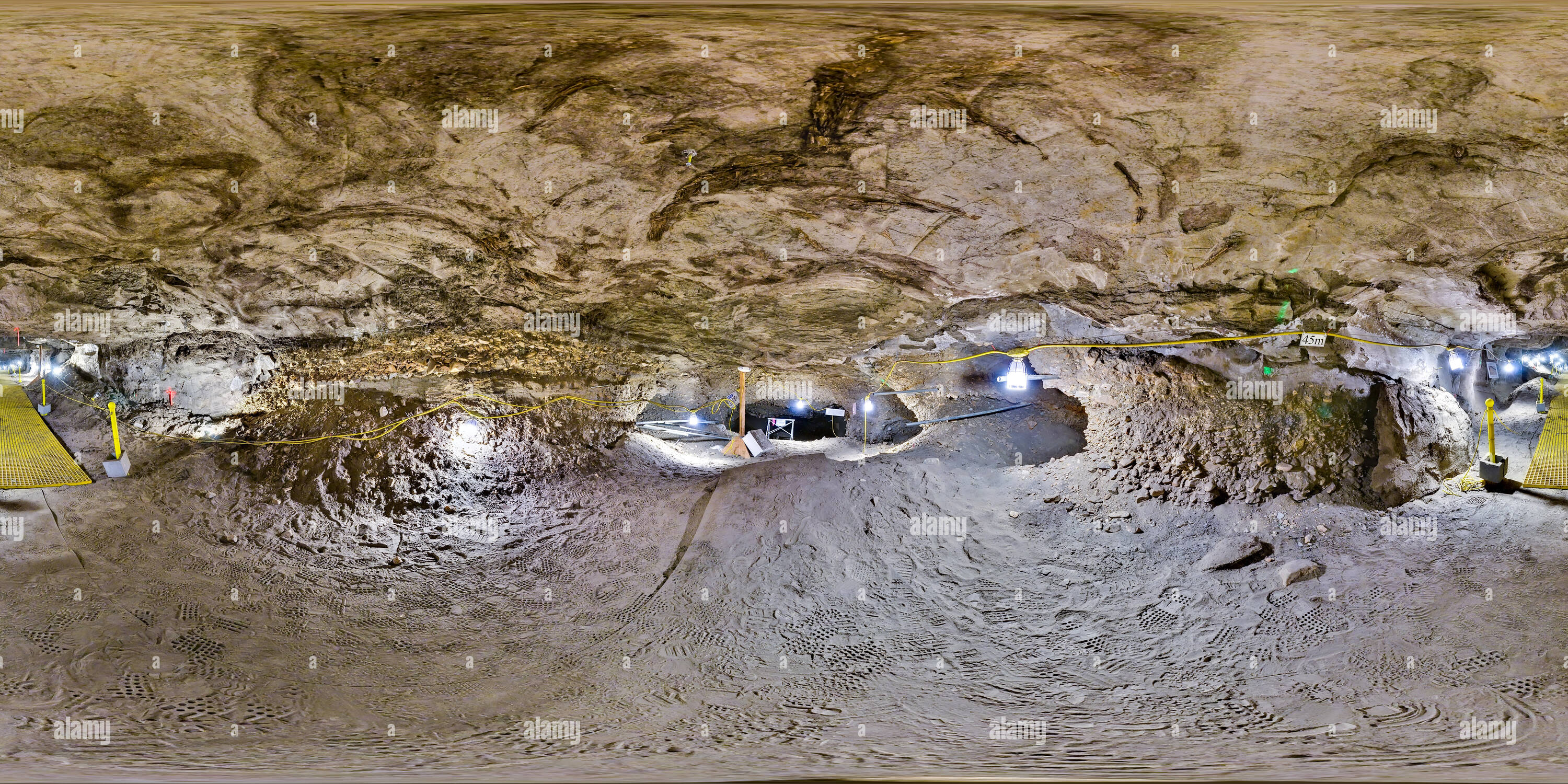 360° view of CRREL Permafrost Tunnel 45 meters into winze - Alamy