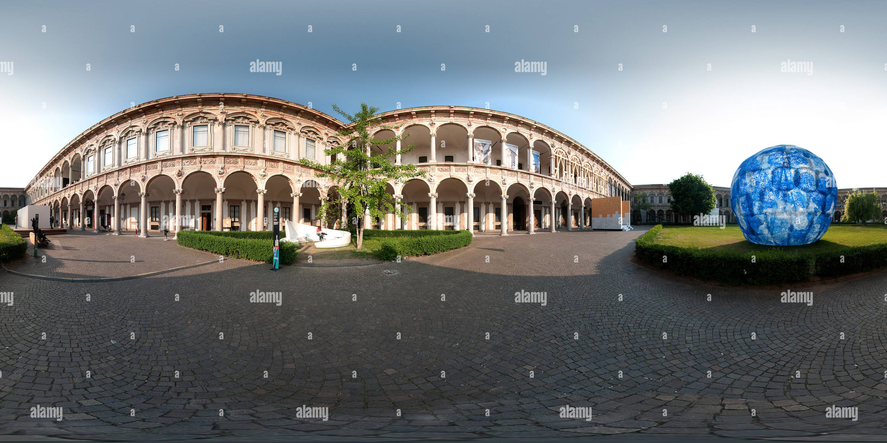 Università statale milan hi-res stock photography and images - Alamy
