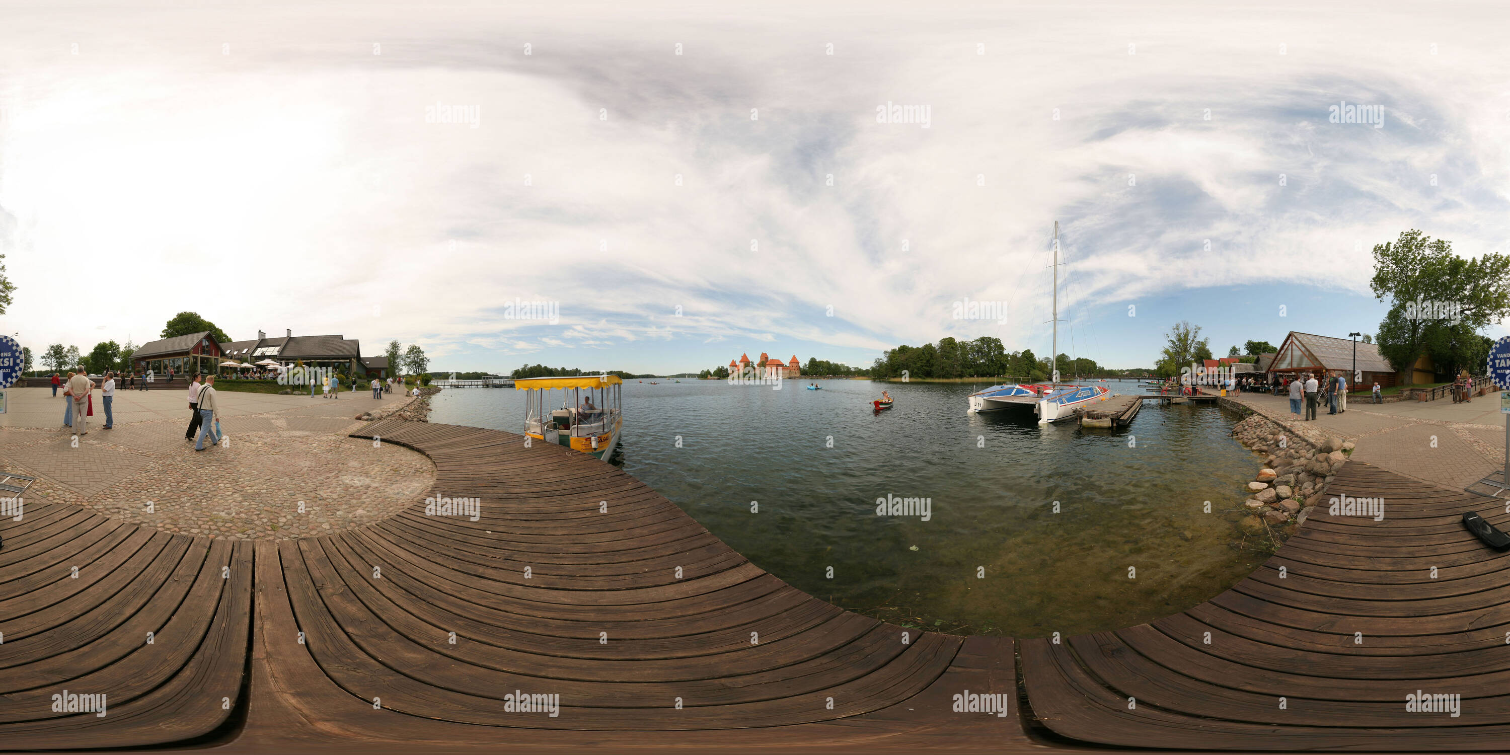 360° view of Trakai castle Lithuania - Alamy