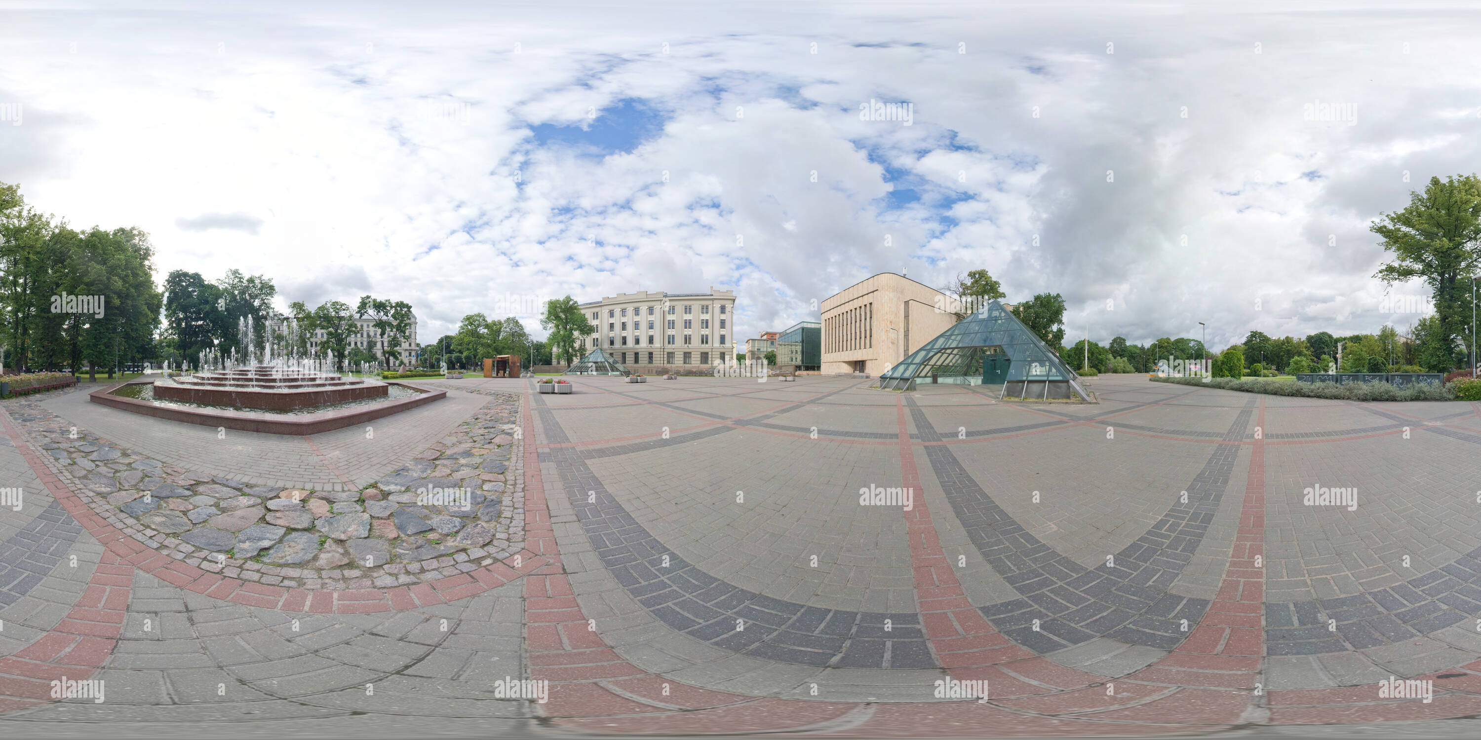 360° view of The Fountain near the Riga Congress Centre - Alamy