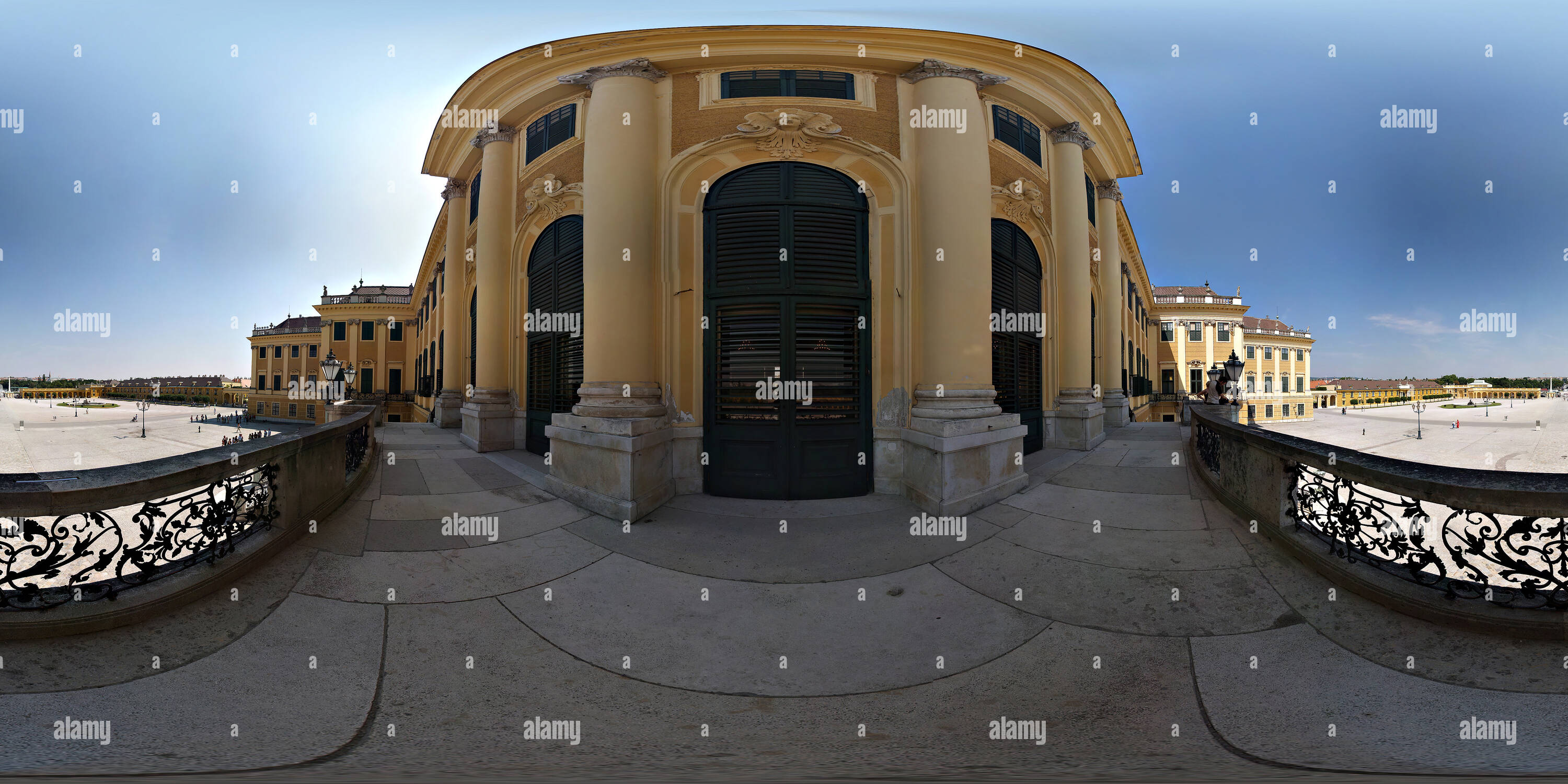 360° view of On the steps of Schloß Schönbrun in Vienna - Alamy